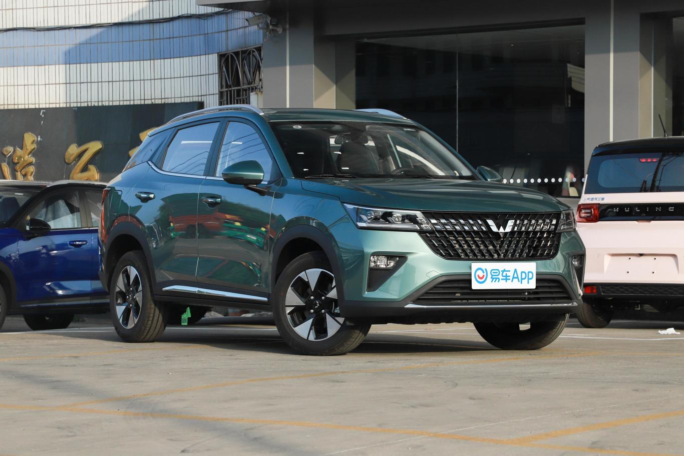 【五菱星驰1.5L CVT畅享型侧前45度车头向右水平图片-汽车图片大全】-易车