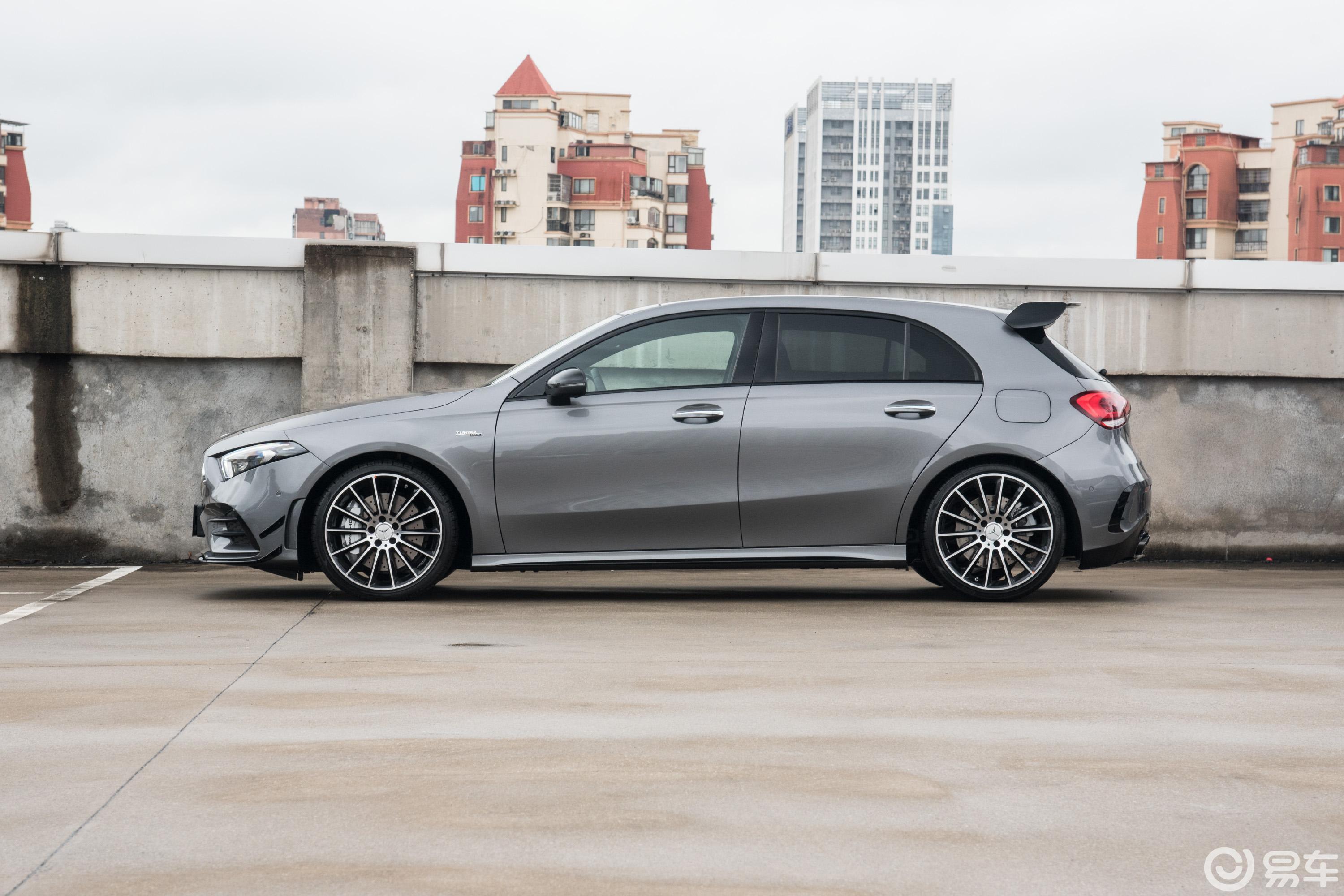 【奔驰A级 AMG(进口)AMG A 35 4MATIC正侧车头向左水平图片-汽车图片大全】-易车