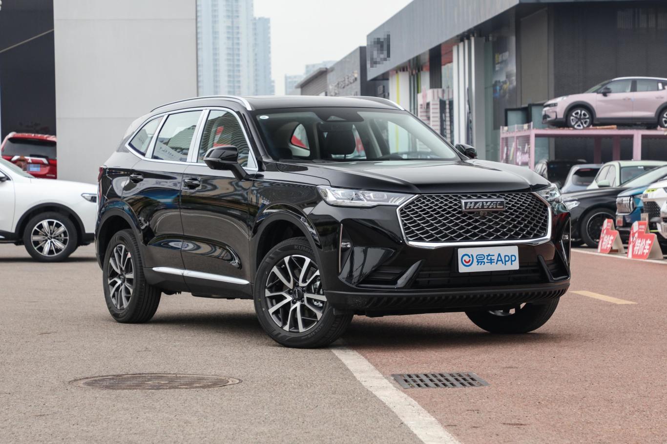 【哈弗H6第三代 1.5T 两驱Max侧前45度车头向右水平图片-汽车图片大全】-易车