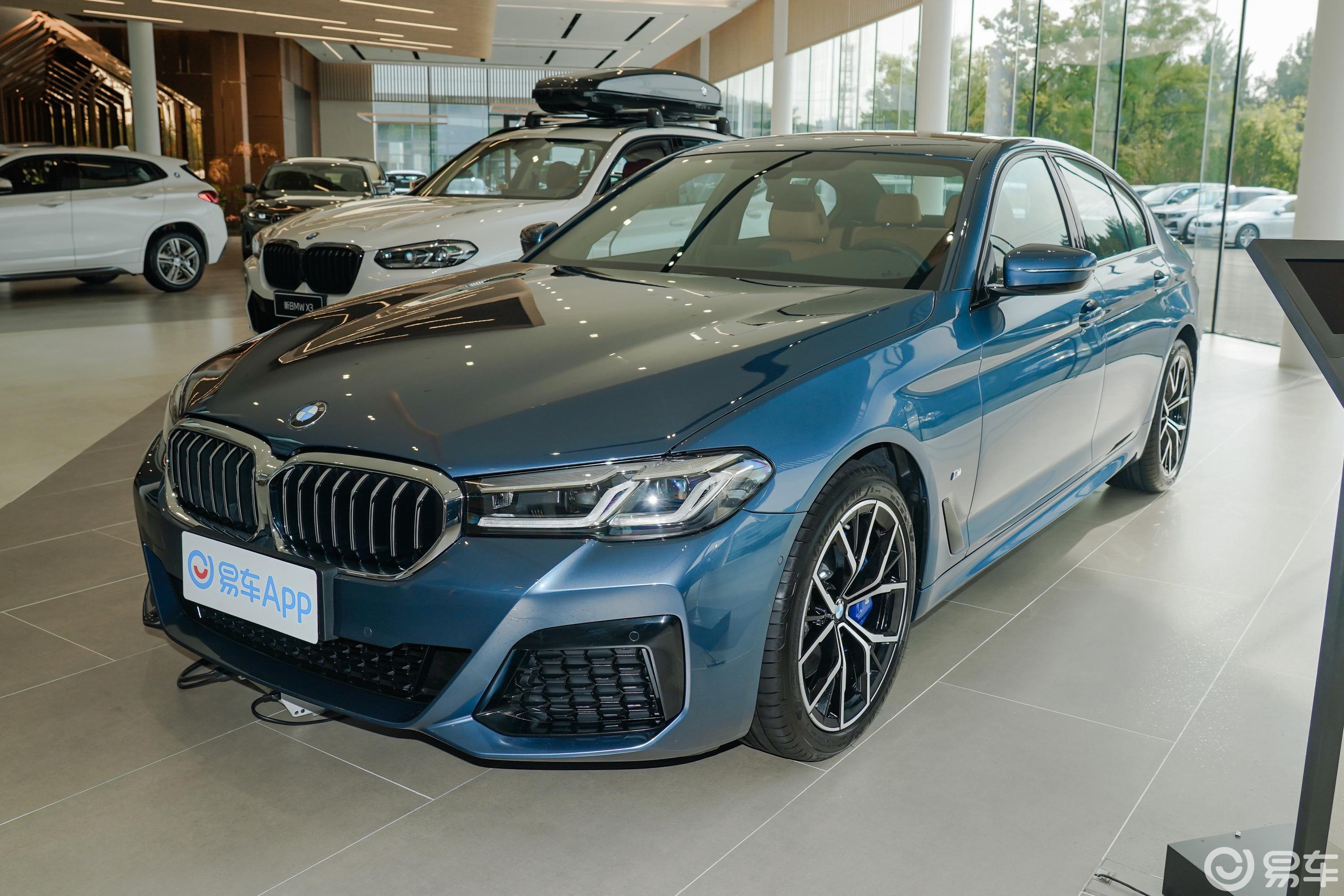 【宝马5系(进口)改款二 530i M运动套装侧前45度车头向左水平图片-汽车图片大全】-易车