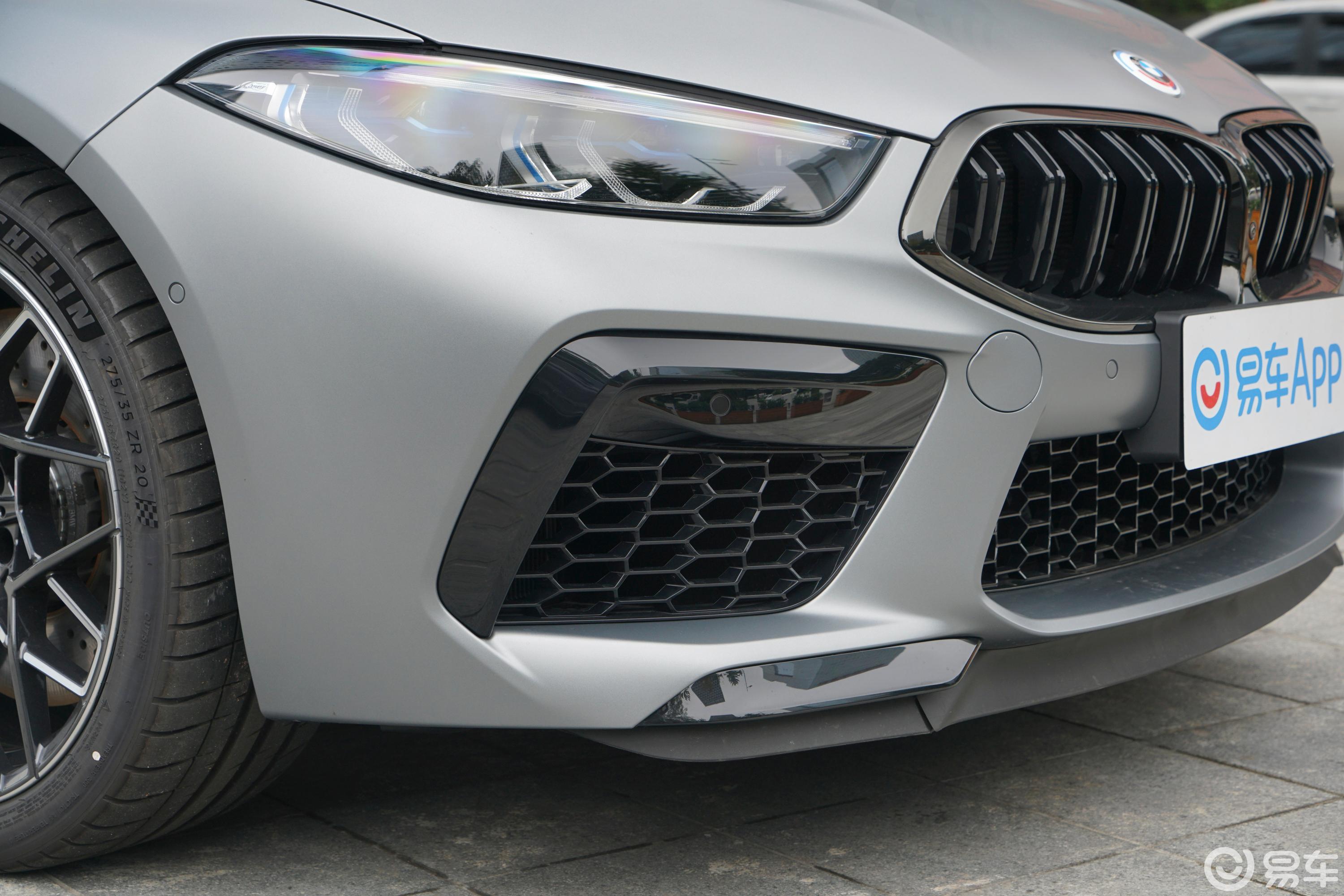 【宝马M850周年版 M8 四门轿跑车 雷霆版外观细节图片-汽车图片大全】-易车