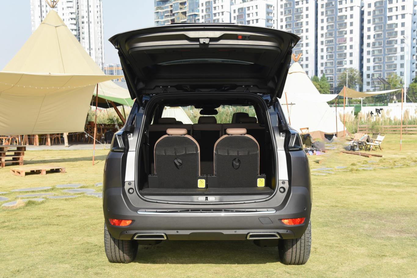 【标致5008400THP 旗舰荣耀版 7座后备厢图片-汽车图片大全】-易车