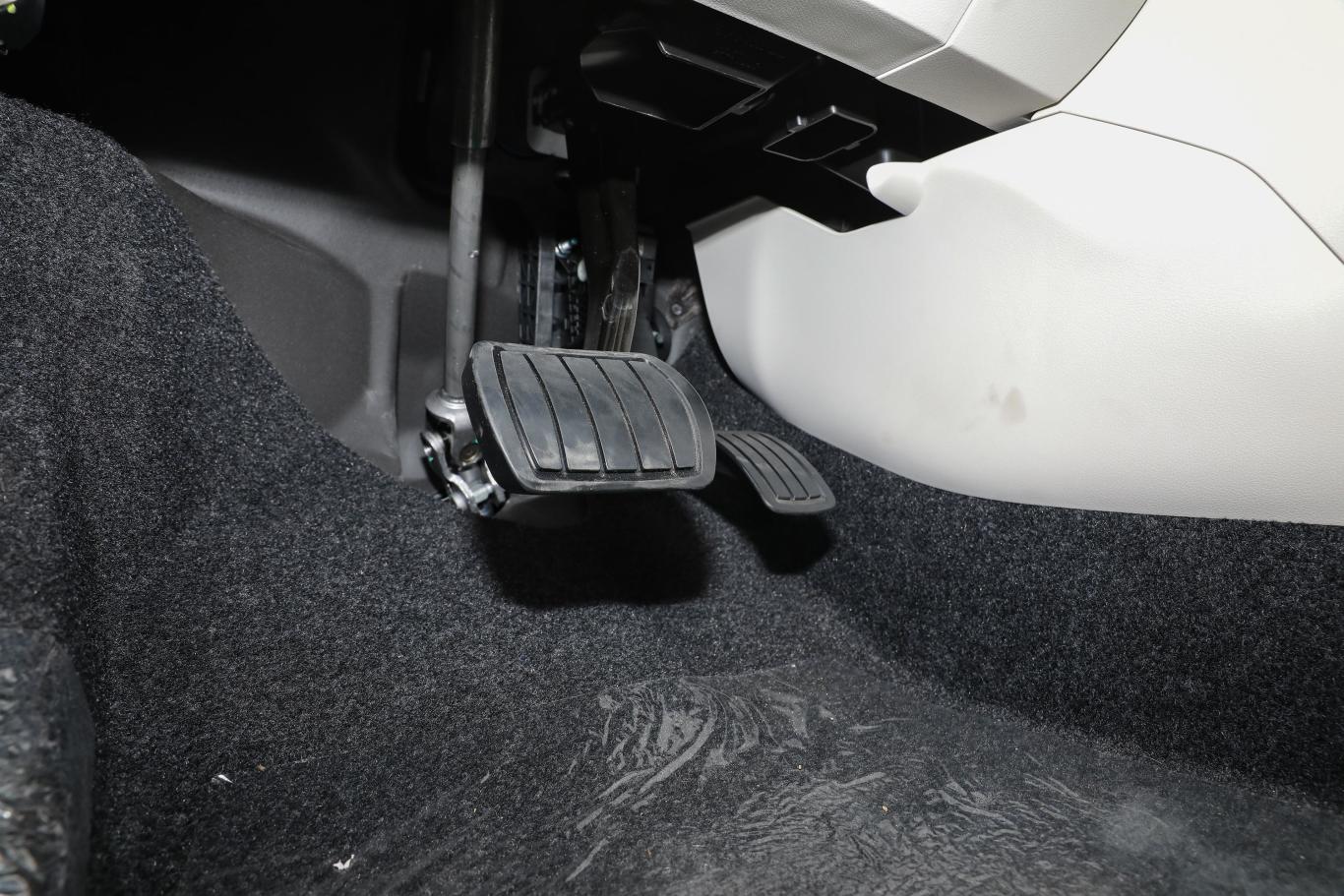 【皓极马赫双擎 1.5T 敢创版脚踏板图片-汽车图片大全】-易车