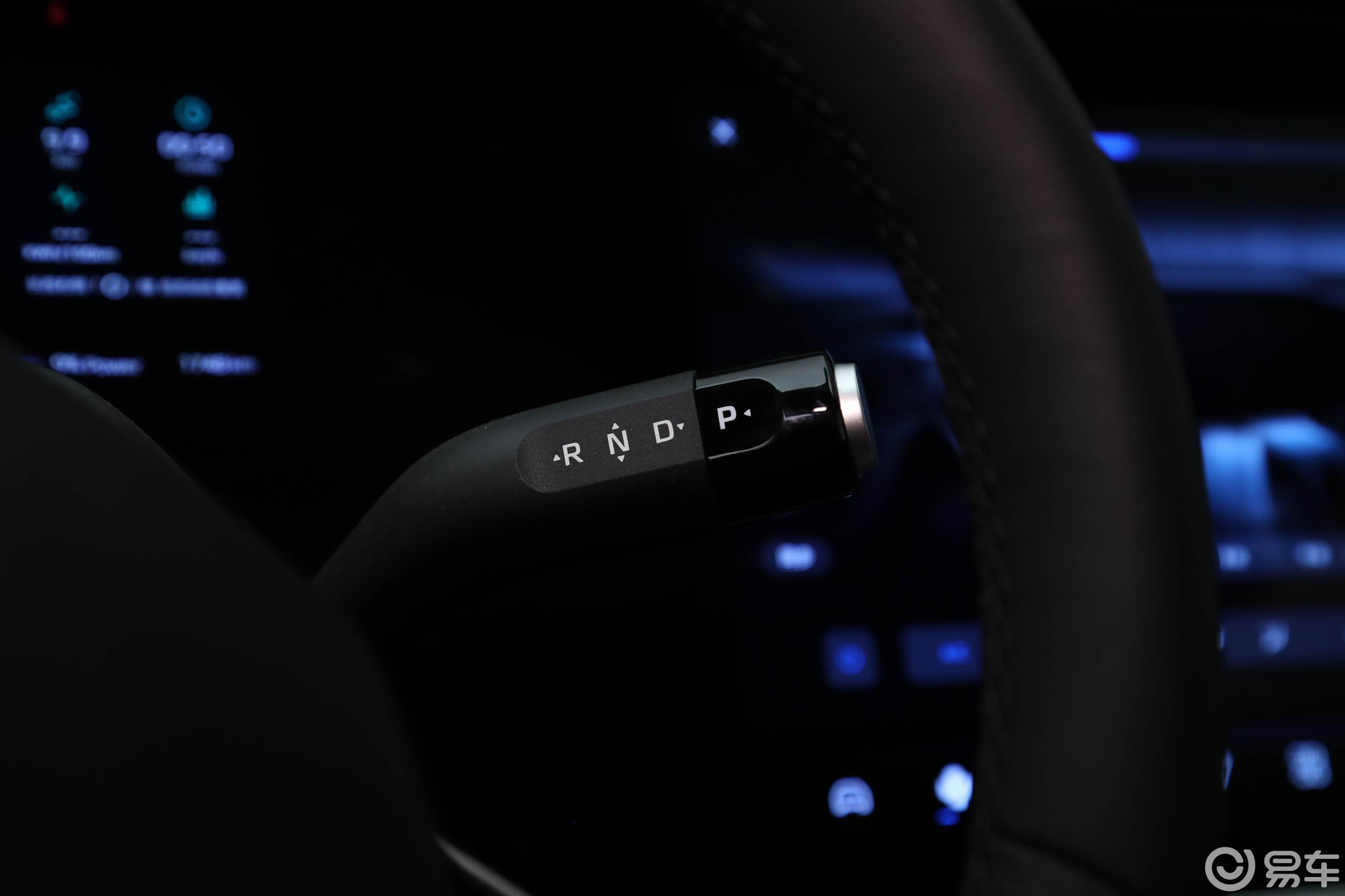 【飞凡R7606km 四驱性能屏霸Pro版换挡杆图片-汽车图片大全】-易车
