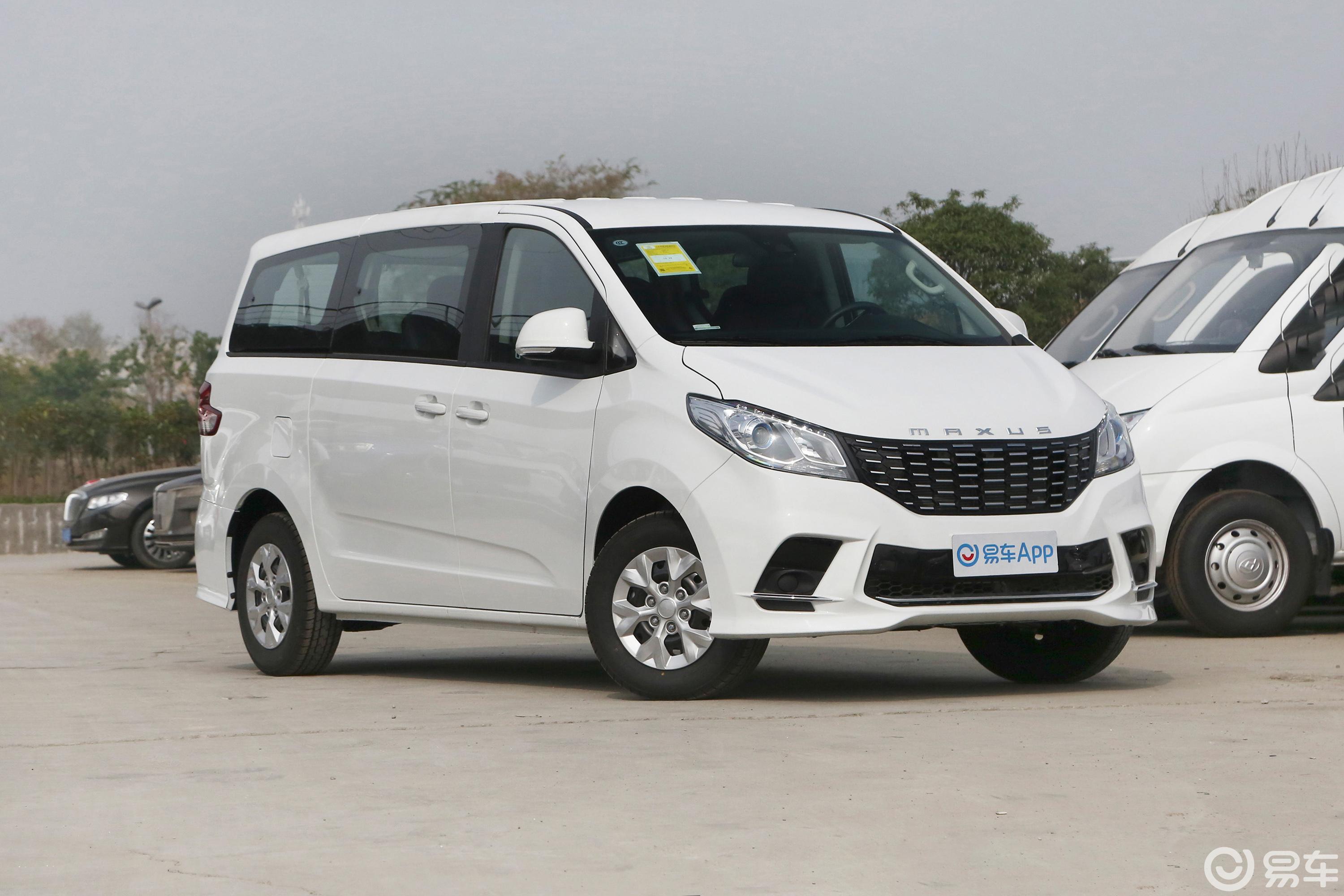 【2023款 2.0L 手动多功能版 汽油 7座汽车图片-汽车图片大全】-易车