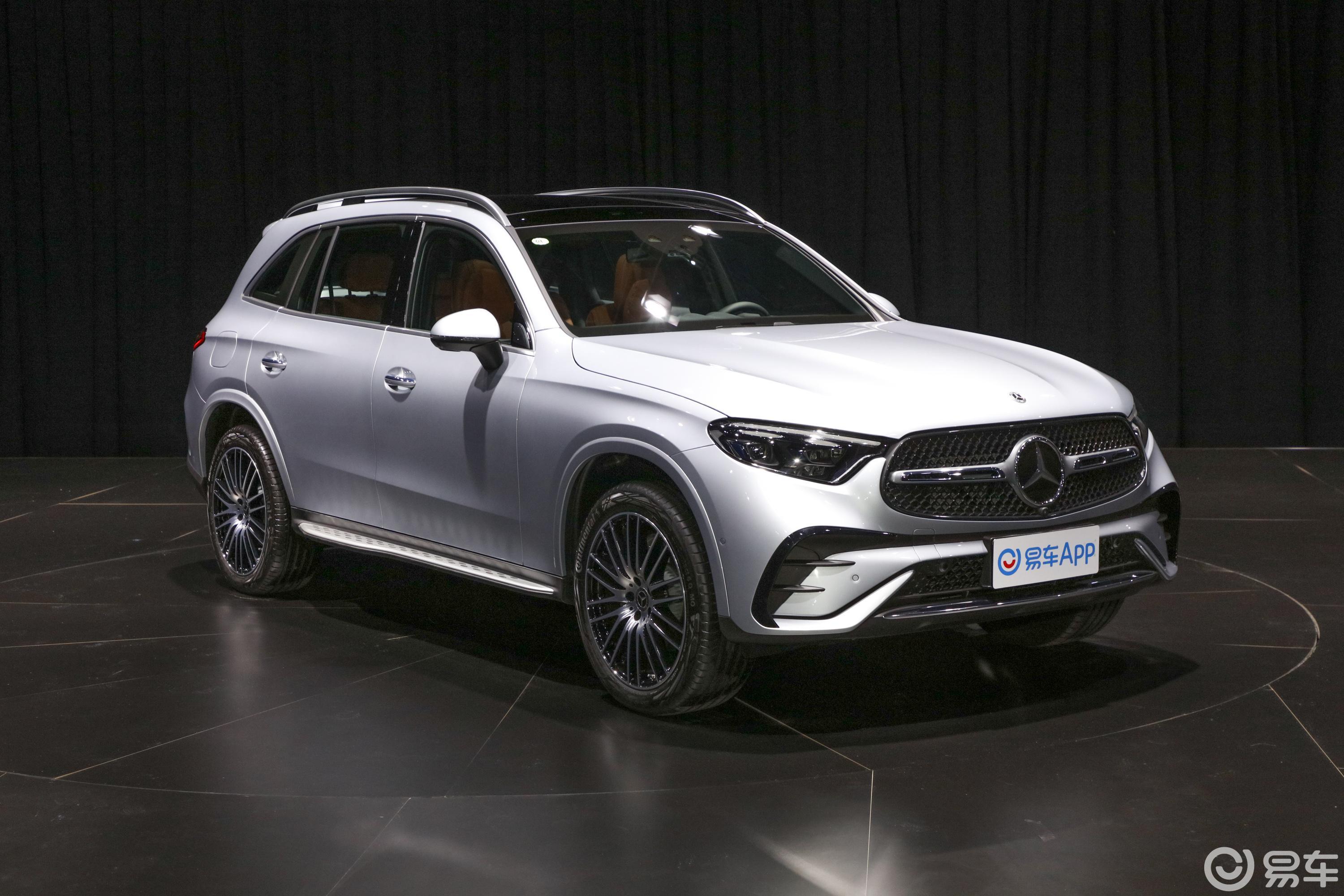 【奔驰GLCGLC 300 L 4MATIC 豪华型 7座侧前45度车头向右水平图片-汽车图片大全】-易车