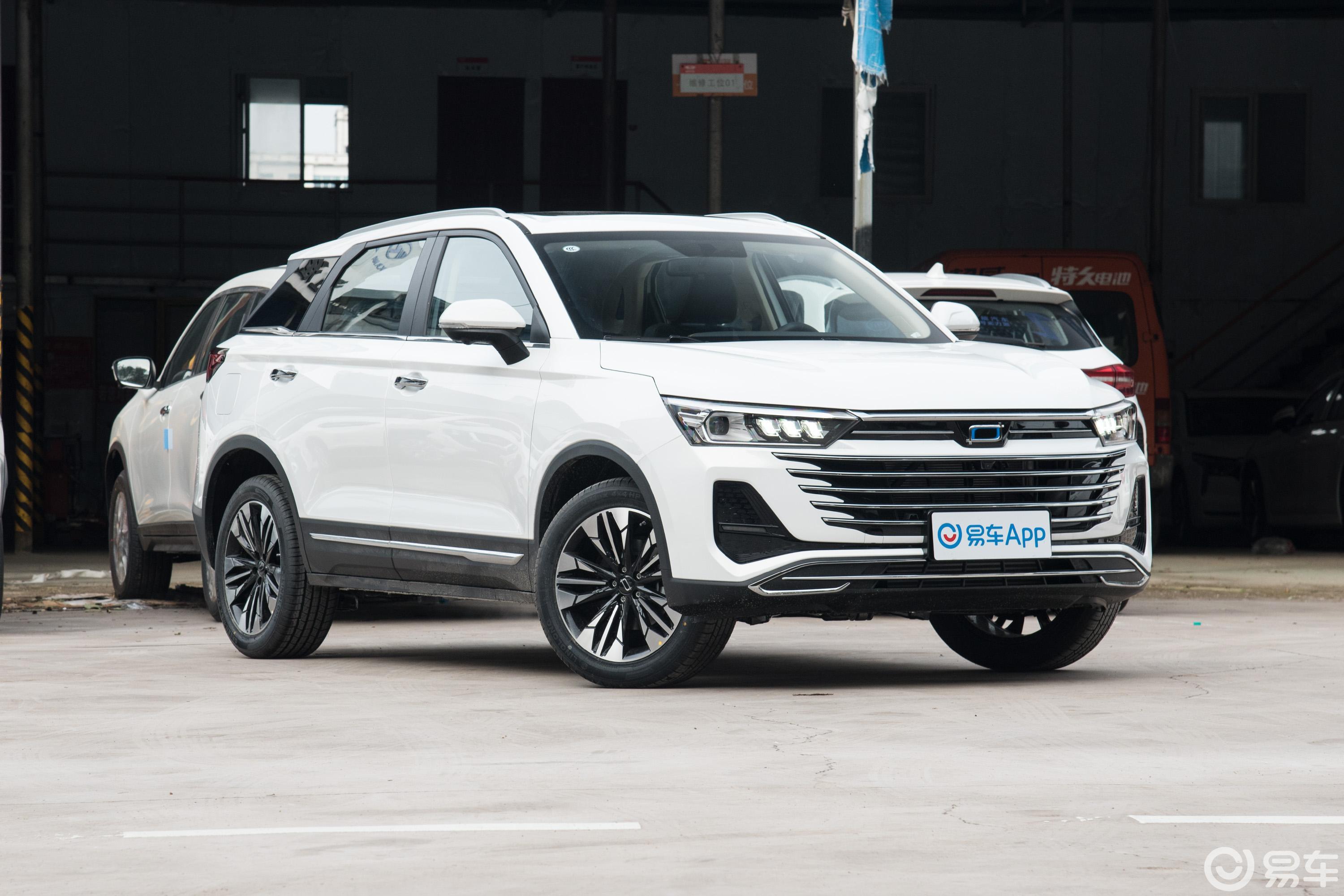 【奔腾T77280TID 豪华型侧前45度车头向右水平图片-汽车图片大全】-易车