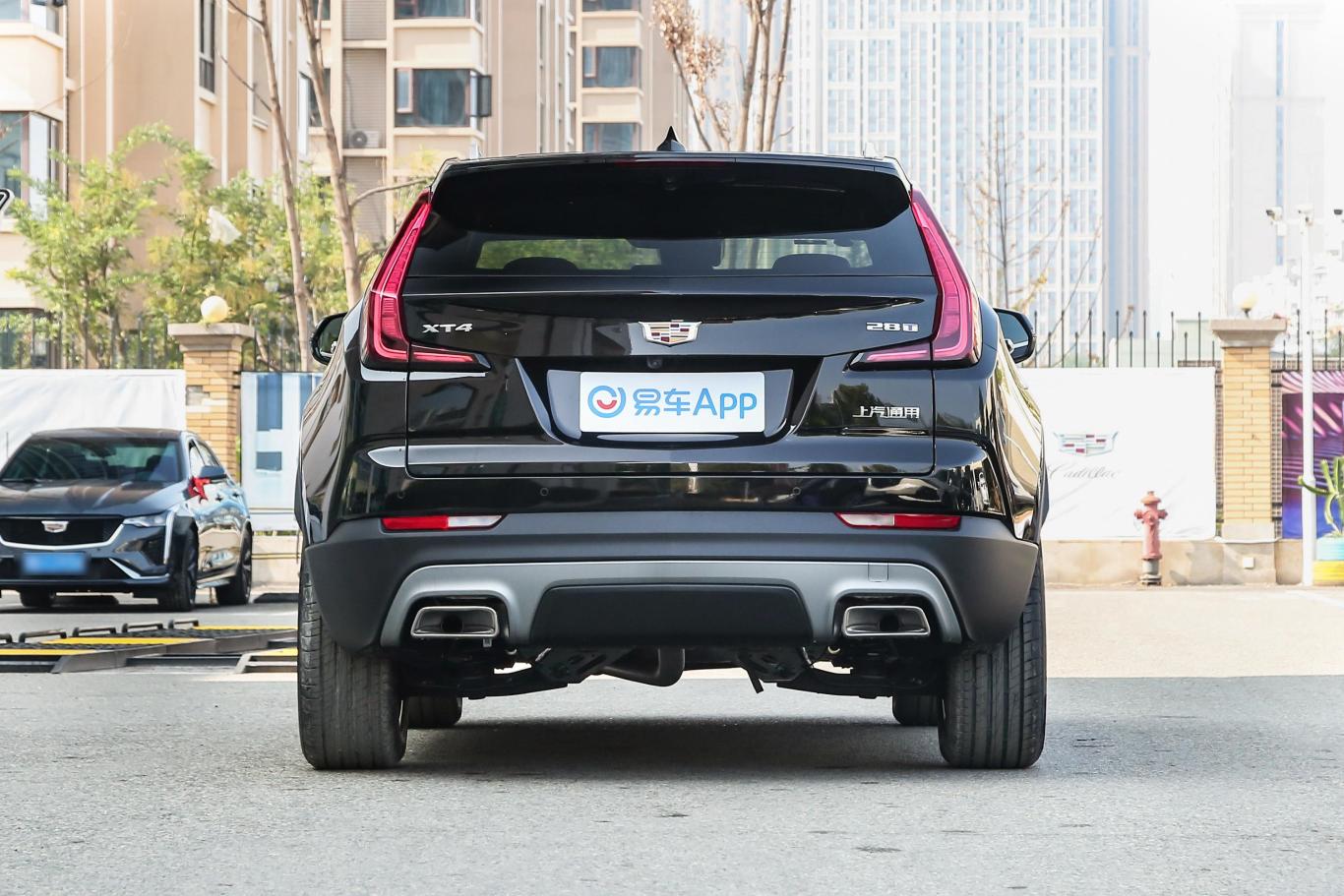 【凯迪拉克XT428T 两驱尊贵型正后水平图片-汽车图片大全】-易车