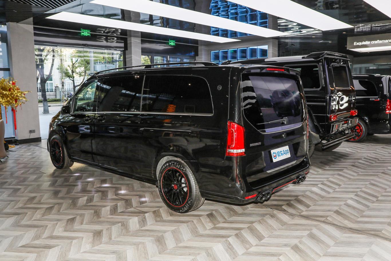 【博速V级V 260 L B25豪华版侧后45度车头向左水平图片-汽车图片大全】-易车