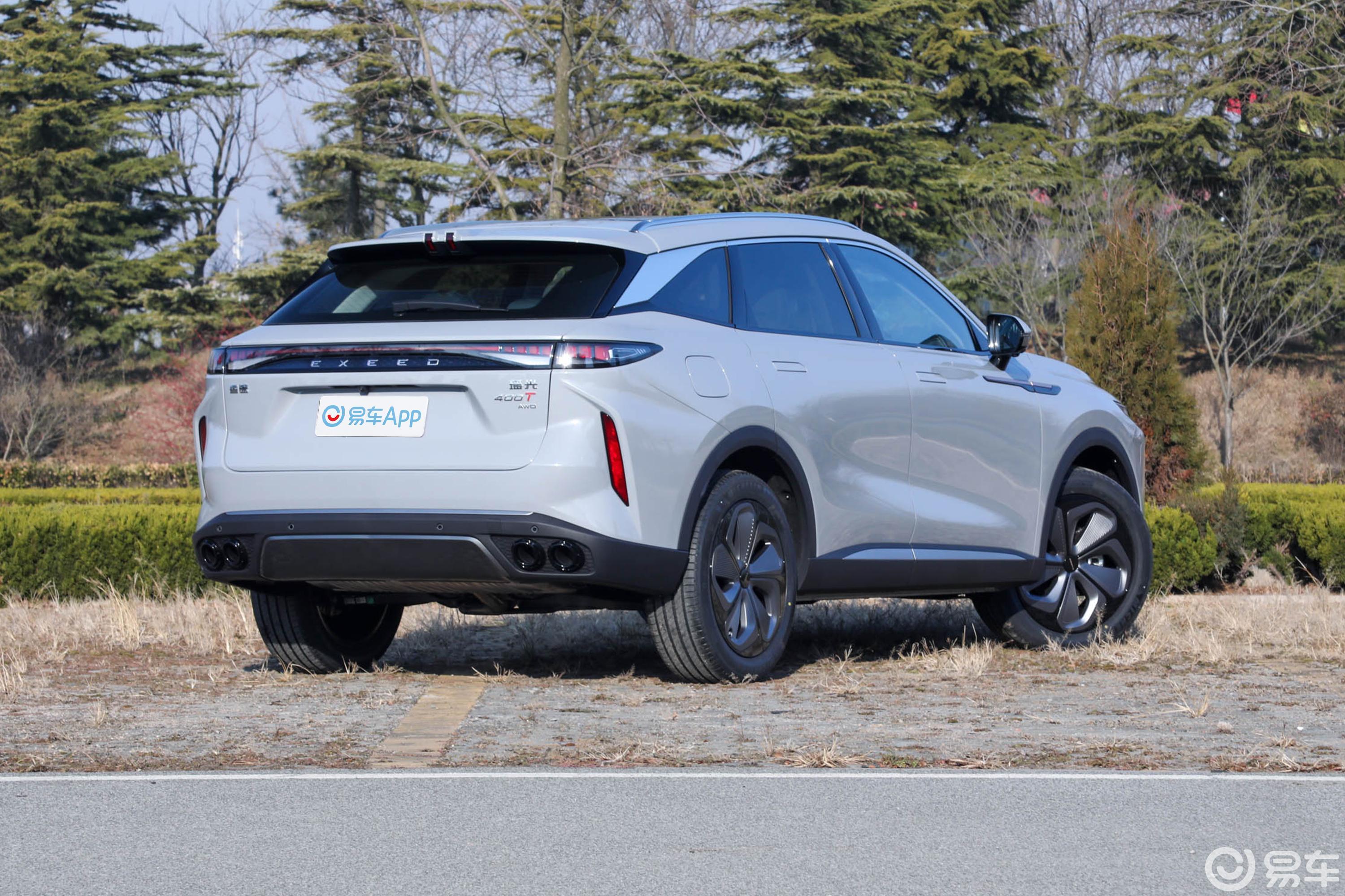 【星途瑶光400T 双离合四驱奢享版侧后45度车头向右水平图片-汽车图片大全】-易车