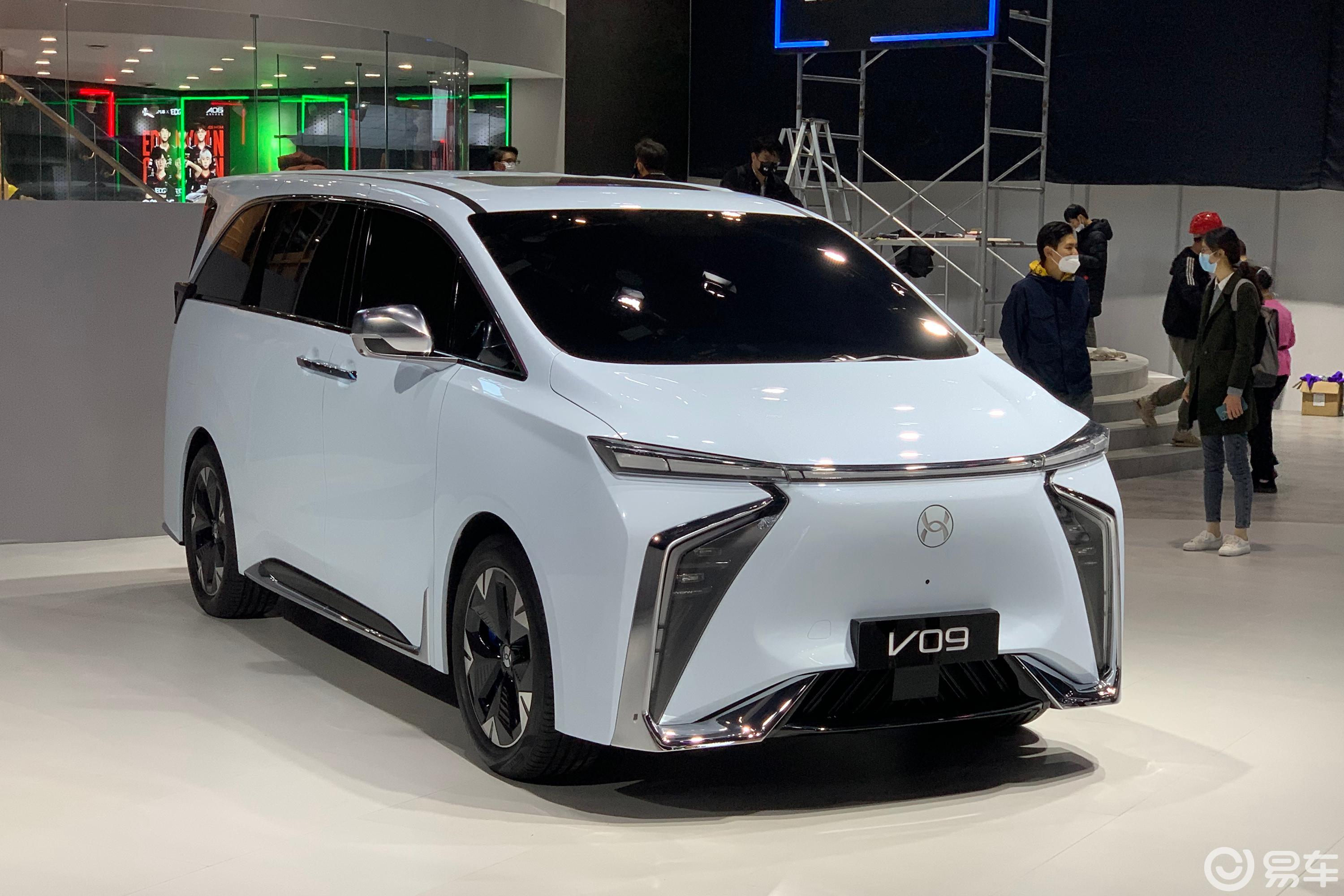 【合创V09图片-汽车图片大全】-易车