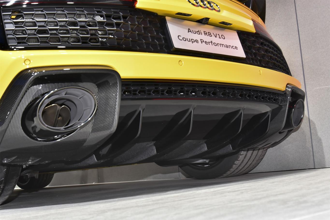 【奥迪R85.2L Coupe Performance图片-汽车图片大全】-易车