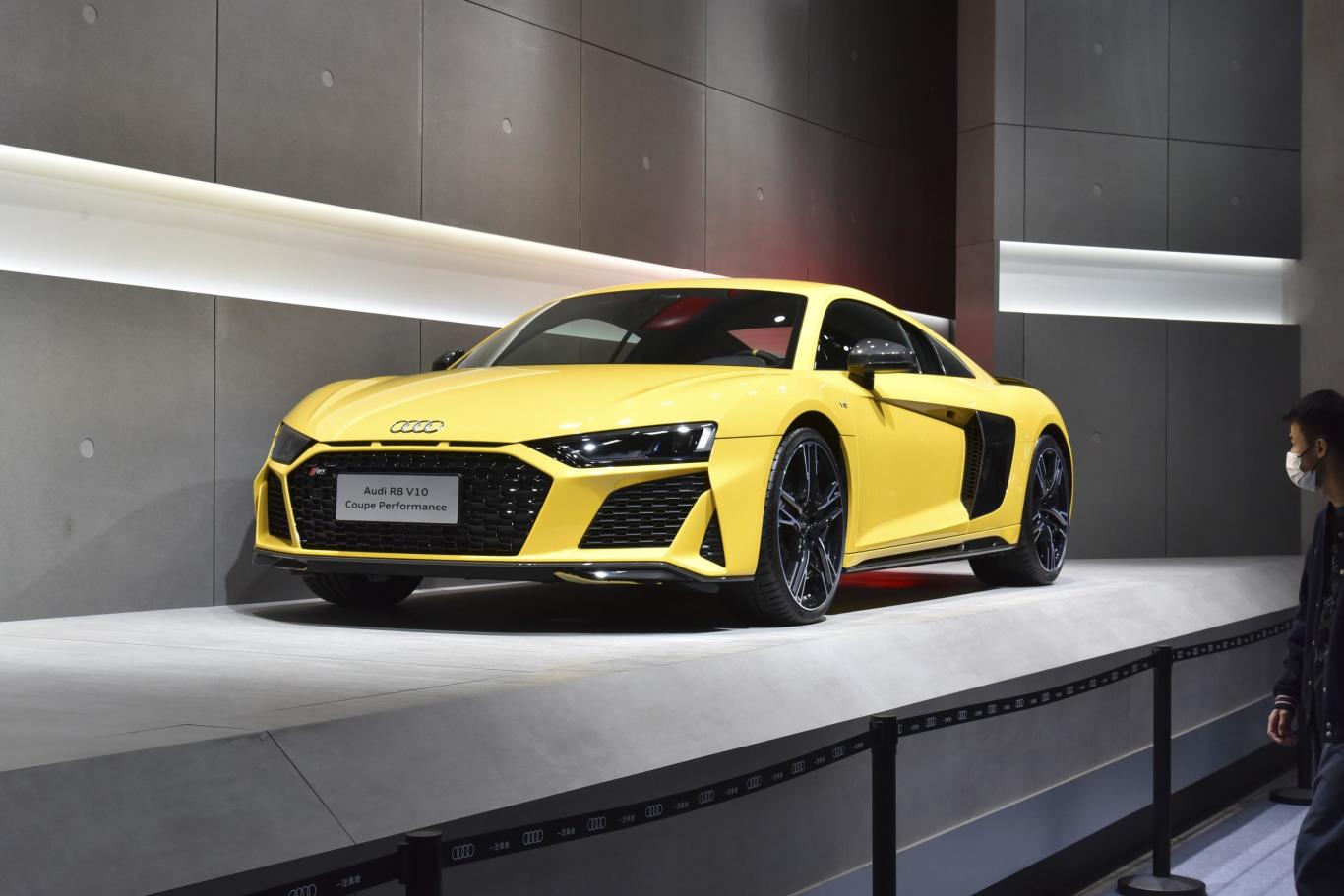 【奥迪R85.2L Coupe Performance图片-汽车图片大全】-易车