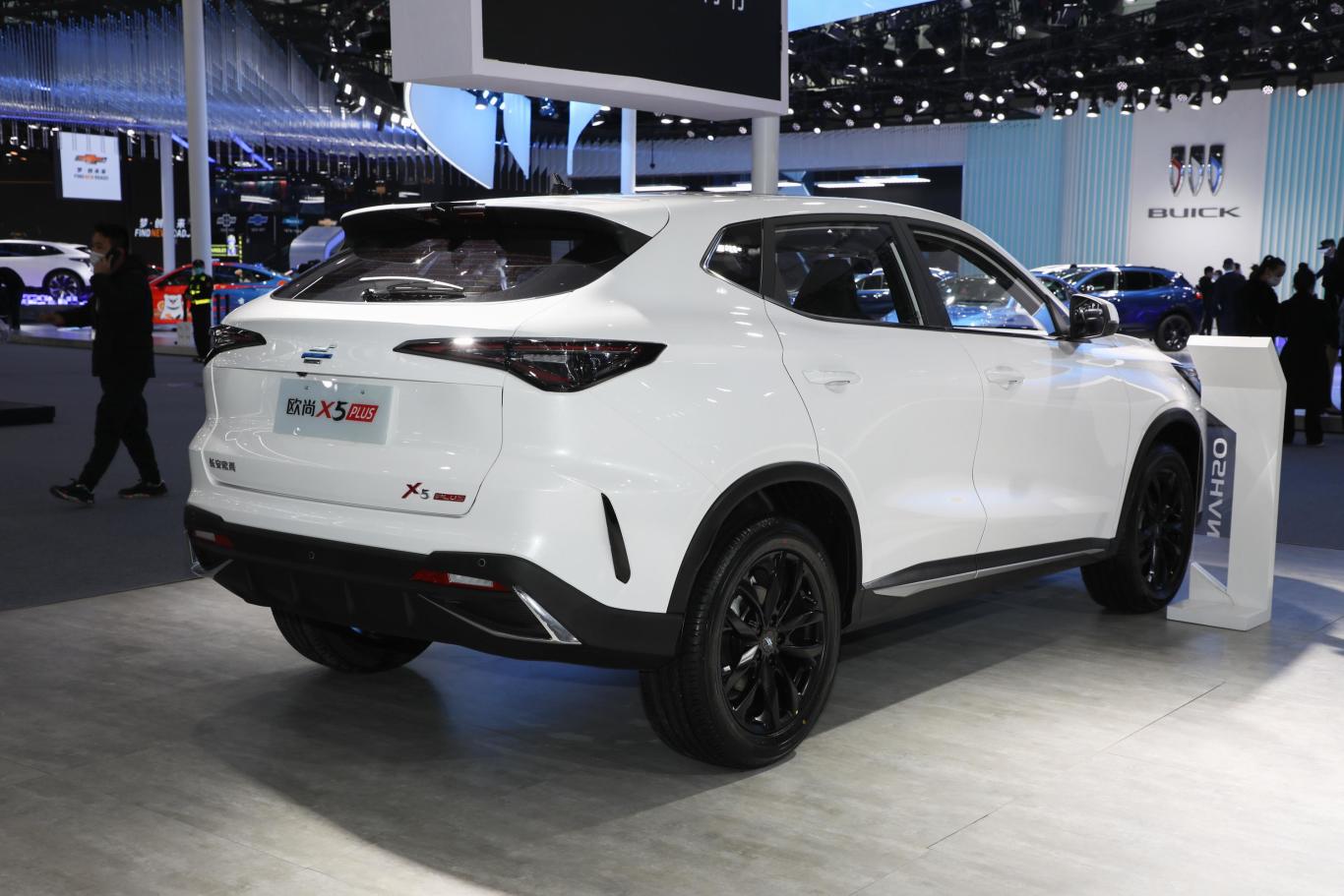 【长安欧尚X5 PLUS1.5T 智趣AI版图片-汽车图片大全】-易车