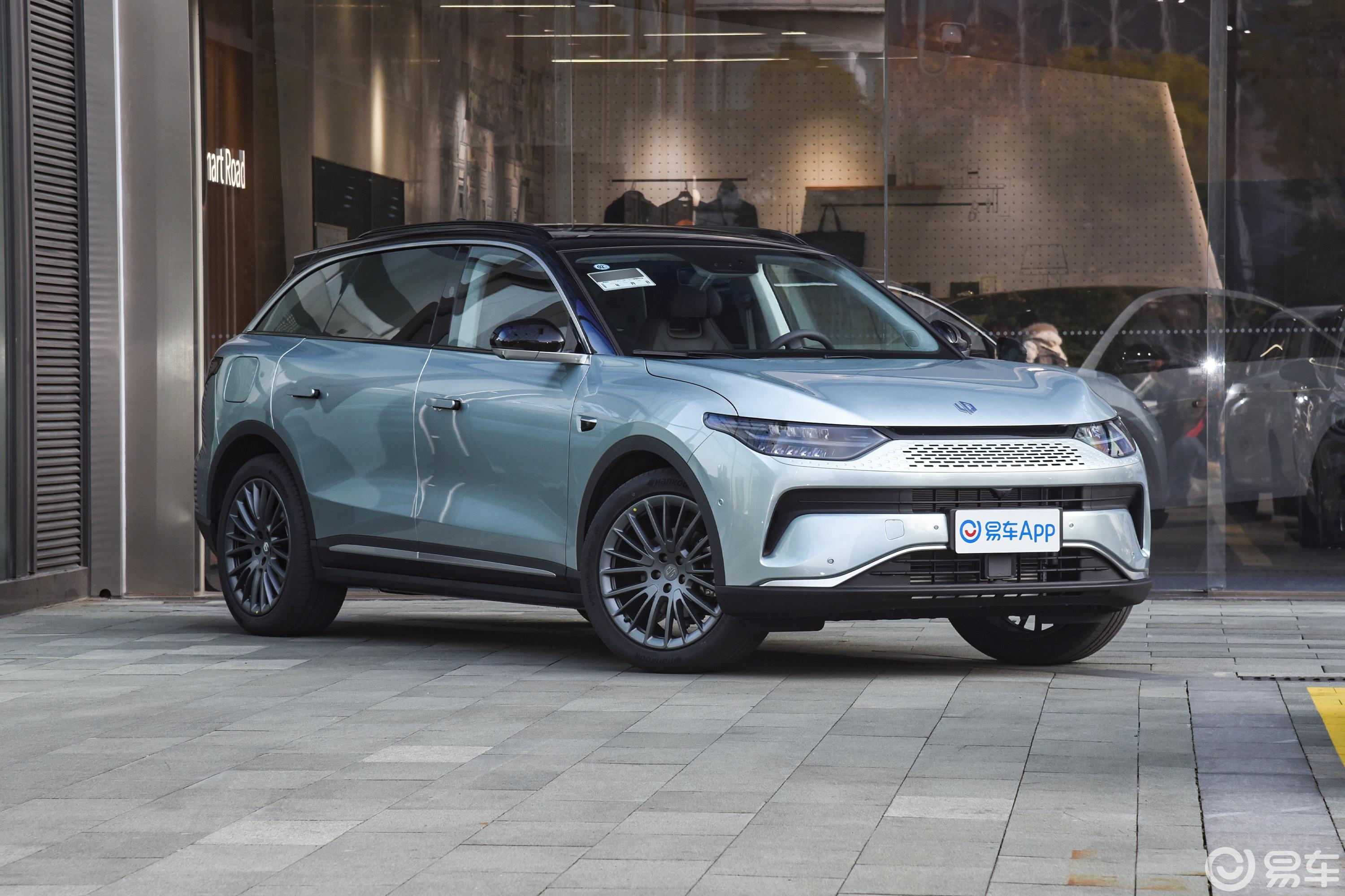 【零跑C11 增程版285km 285智享版侧前45度车头向右水平图片-汽车图片大全】-易车