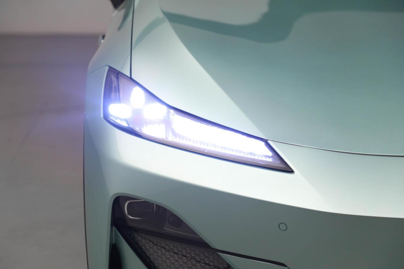 【深蓝SL03515km 纯电版外观灯组图片-汽车图片大全】-易车