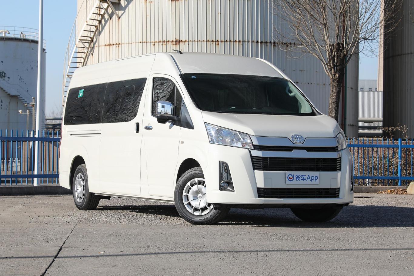 【HIACE高配版侧前45度车头向右水平图片-汽车图片大全】-易车