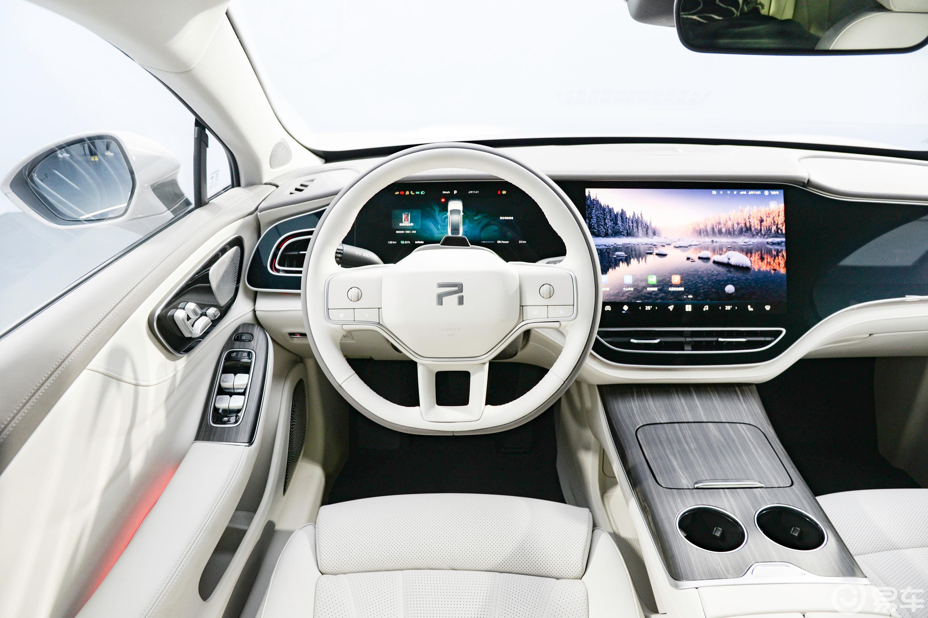 【飞凡F7600km 四驱性能Pro版驾驶位区域图片-汽车图片大全】-易车