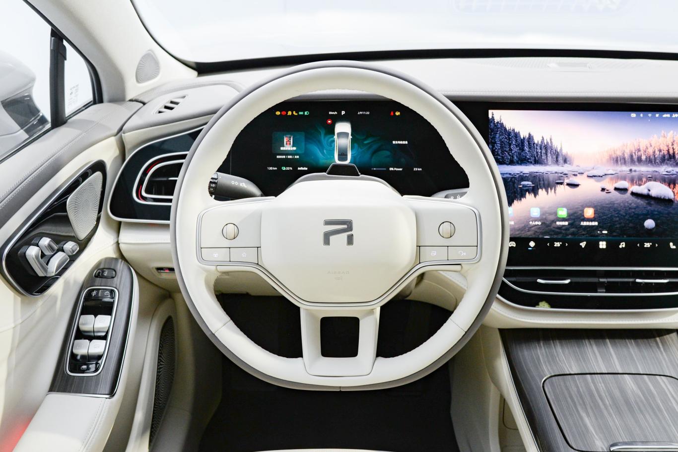 【飞凡F7600km 四驱性能Pro版方向盘图片-汽车图片大全】-易车