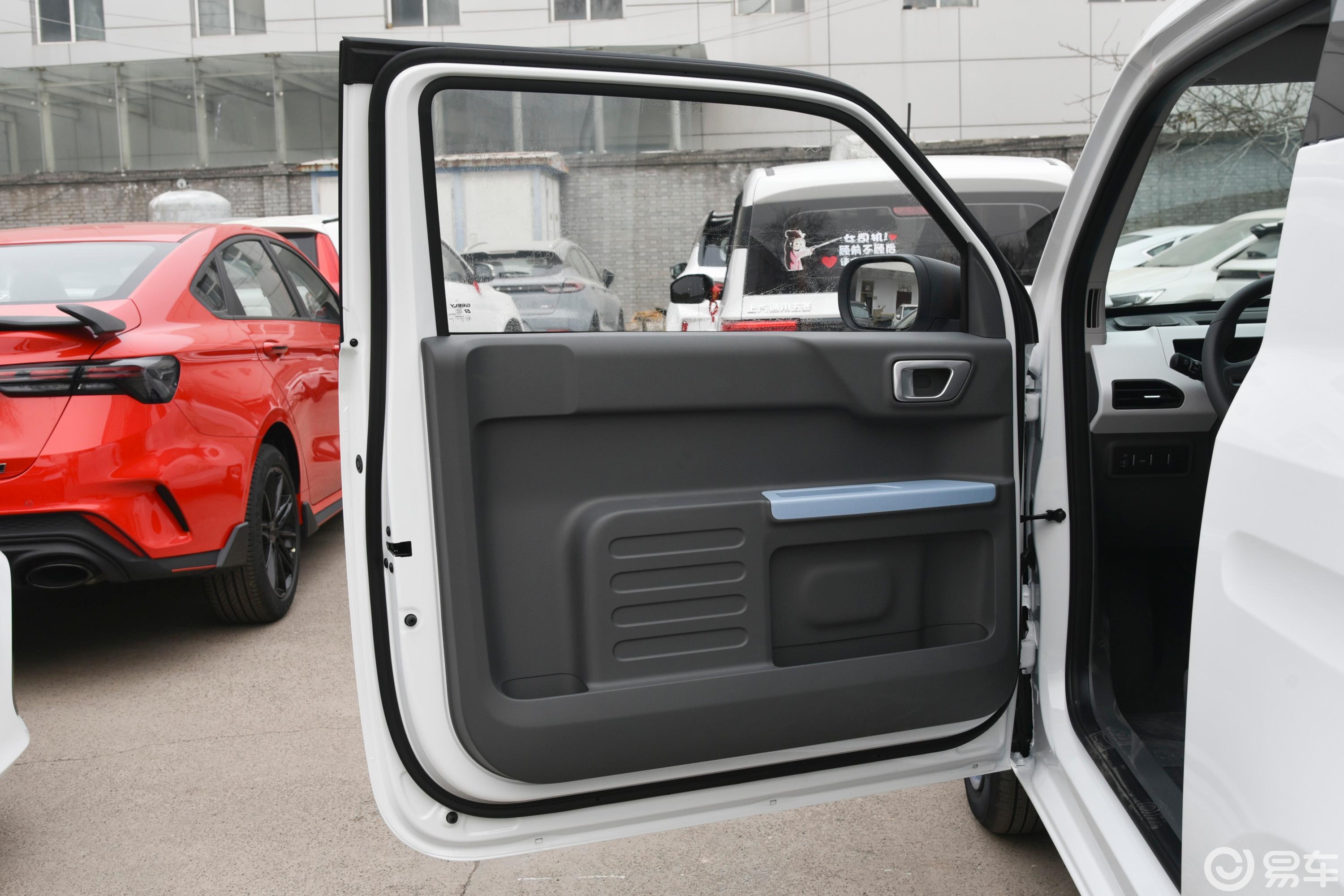 【熊猫熊猫mini 200km 耐力熊驾驶员侧前车门图片-汽车图片大全】-易车