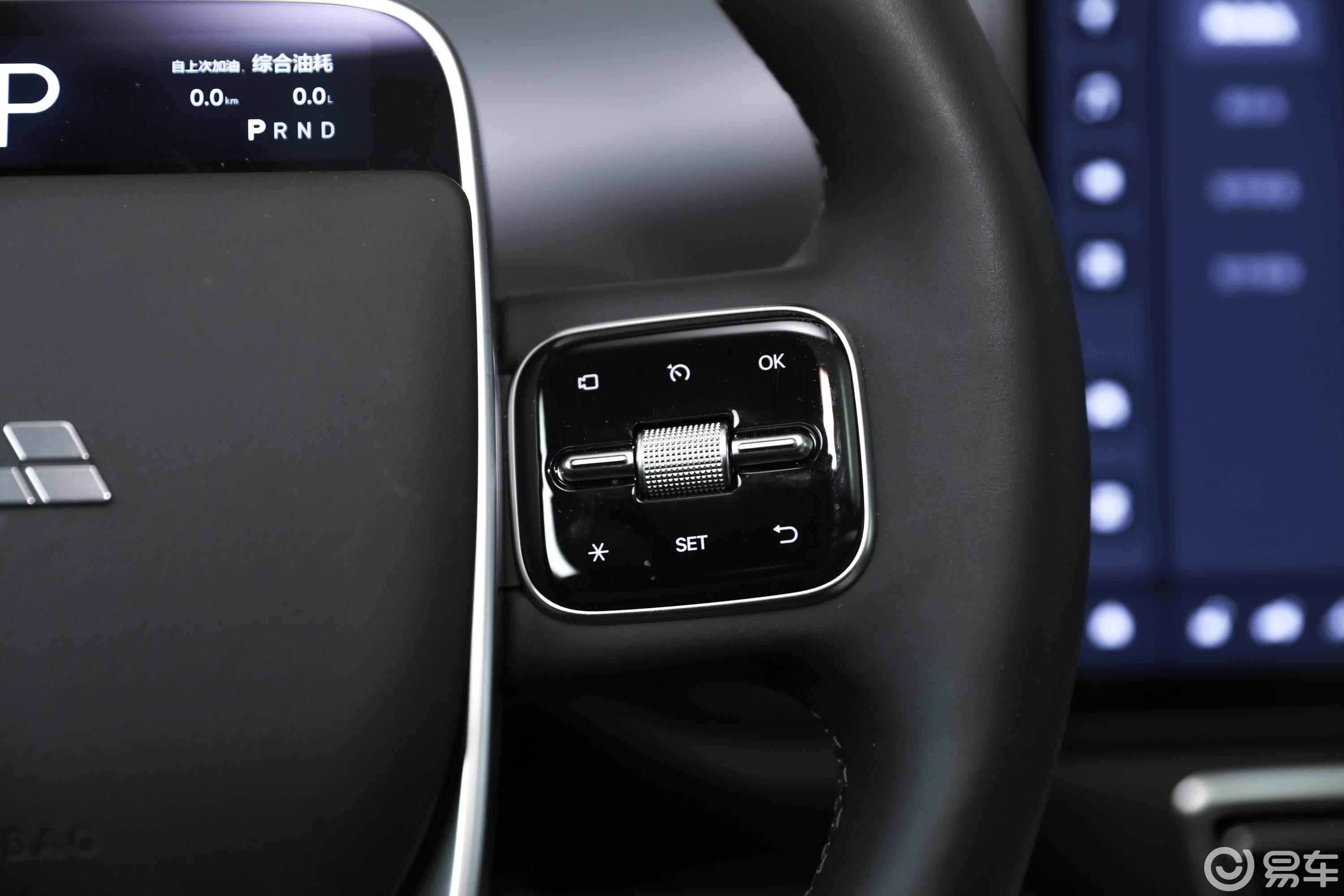 【理想L8L8 Pro版右侧方向盘功能按键图片-汽车图片大全】-易车