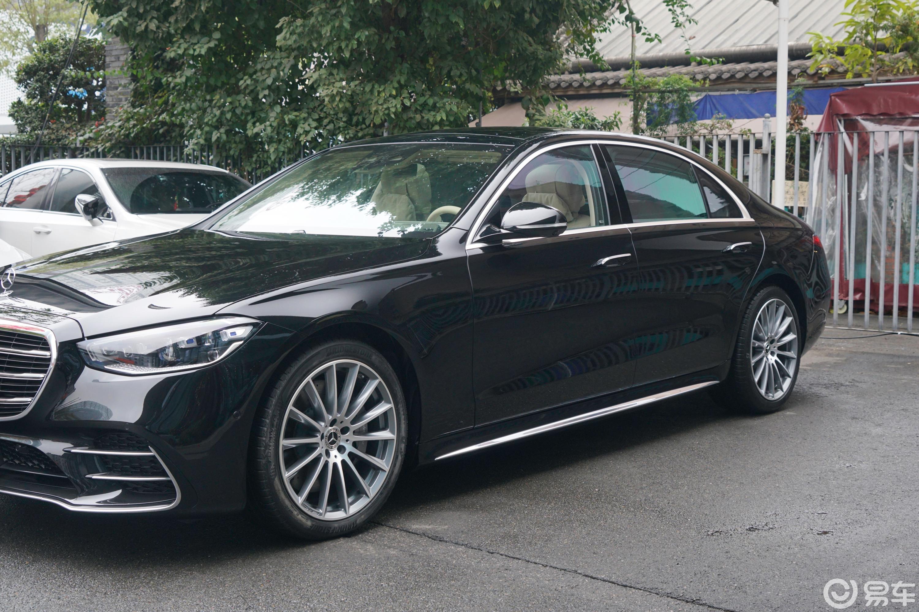 【奔驰S级S 500 L 4MATIC外观细节图片-汽车图片大全】-易车