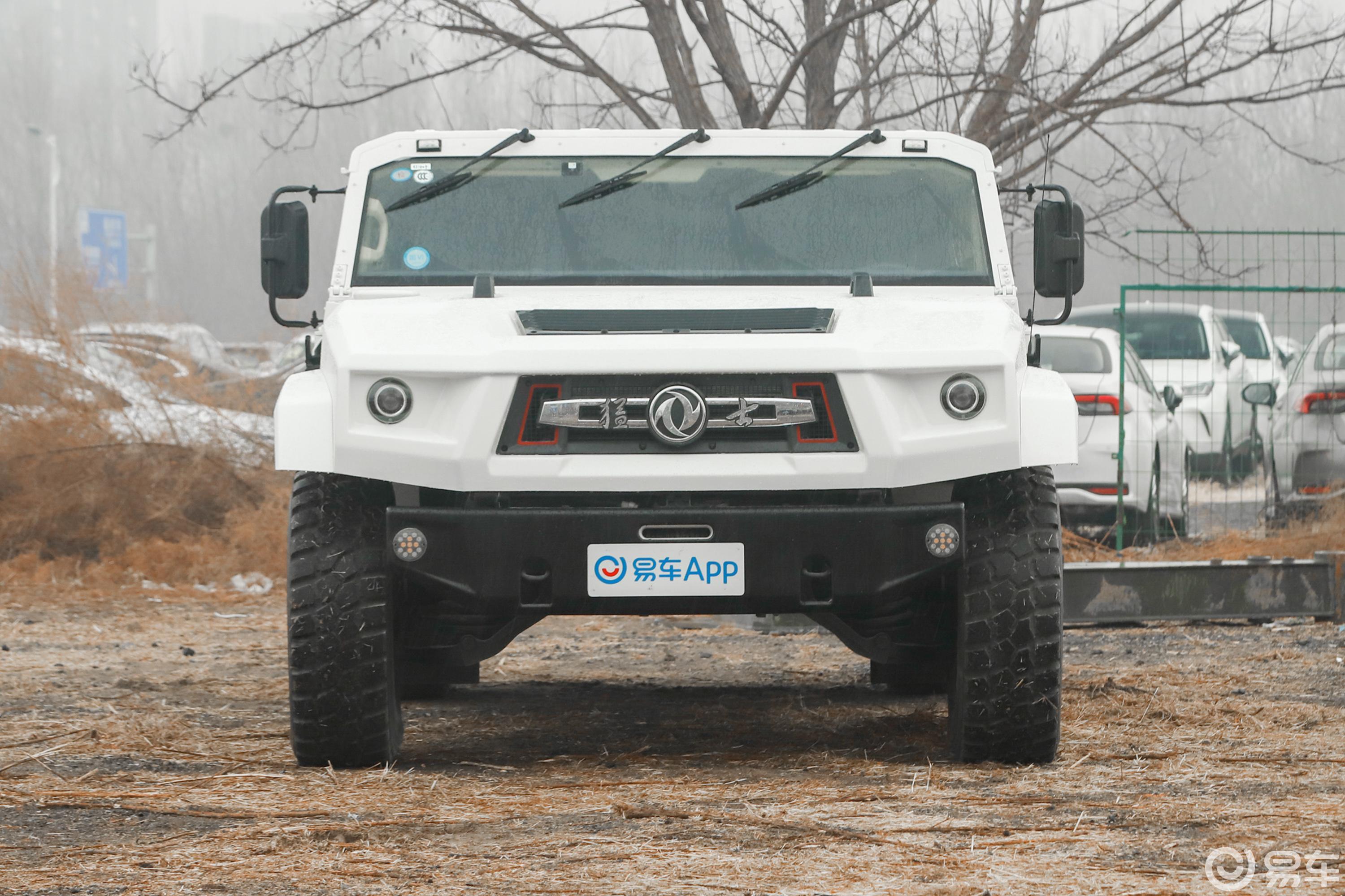 【猛士M50逆行者500 4.0T 溜背厢式正前水平图片-汽车图片大全】-易车