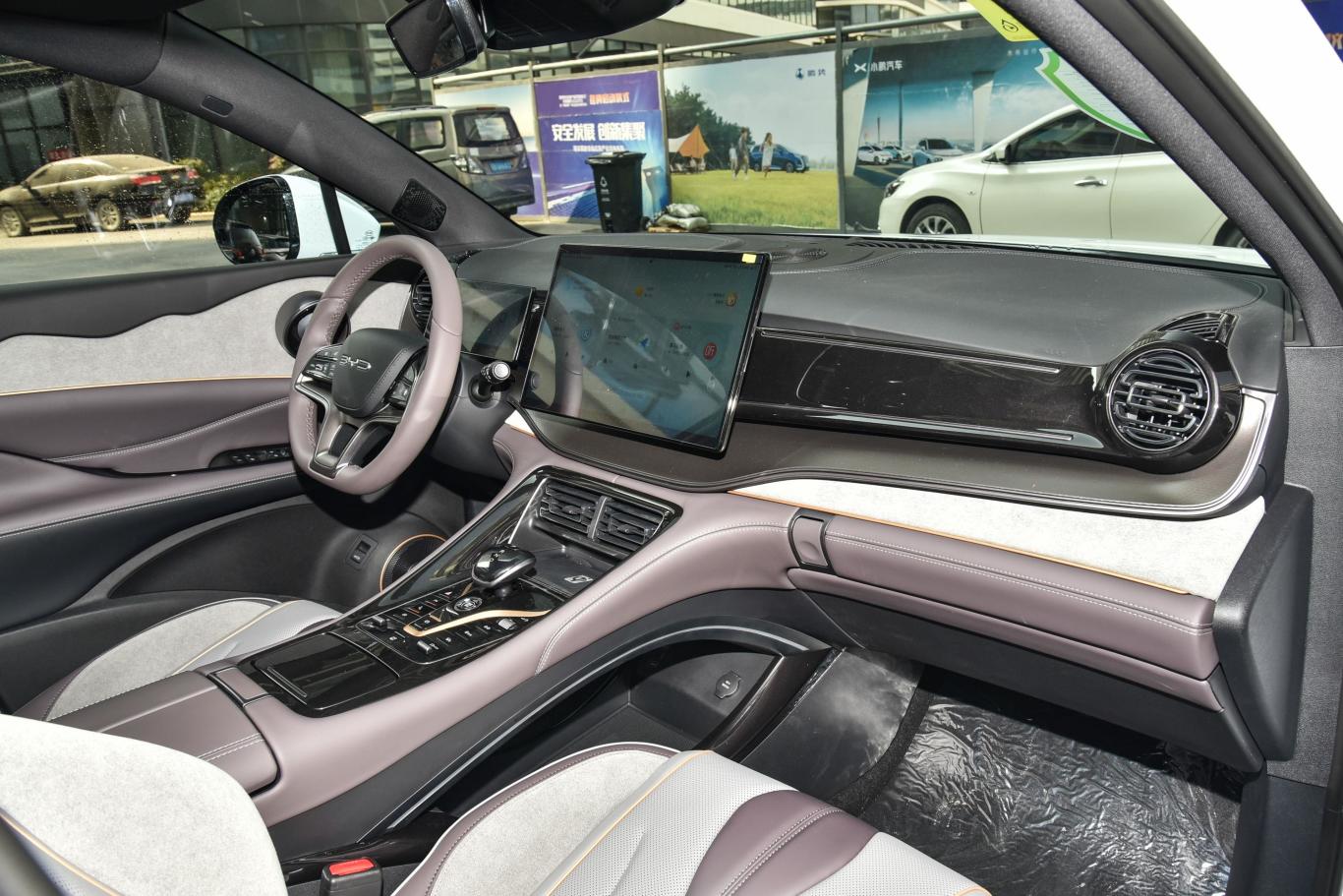 【护卫舰07DM-i 1.5T 100km 两驱尊贵型内饰全景副驾驶员方向图片-汽车图片大全】-易车