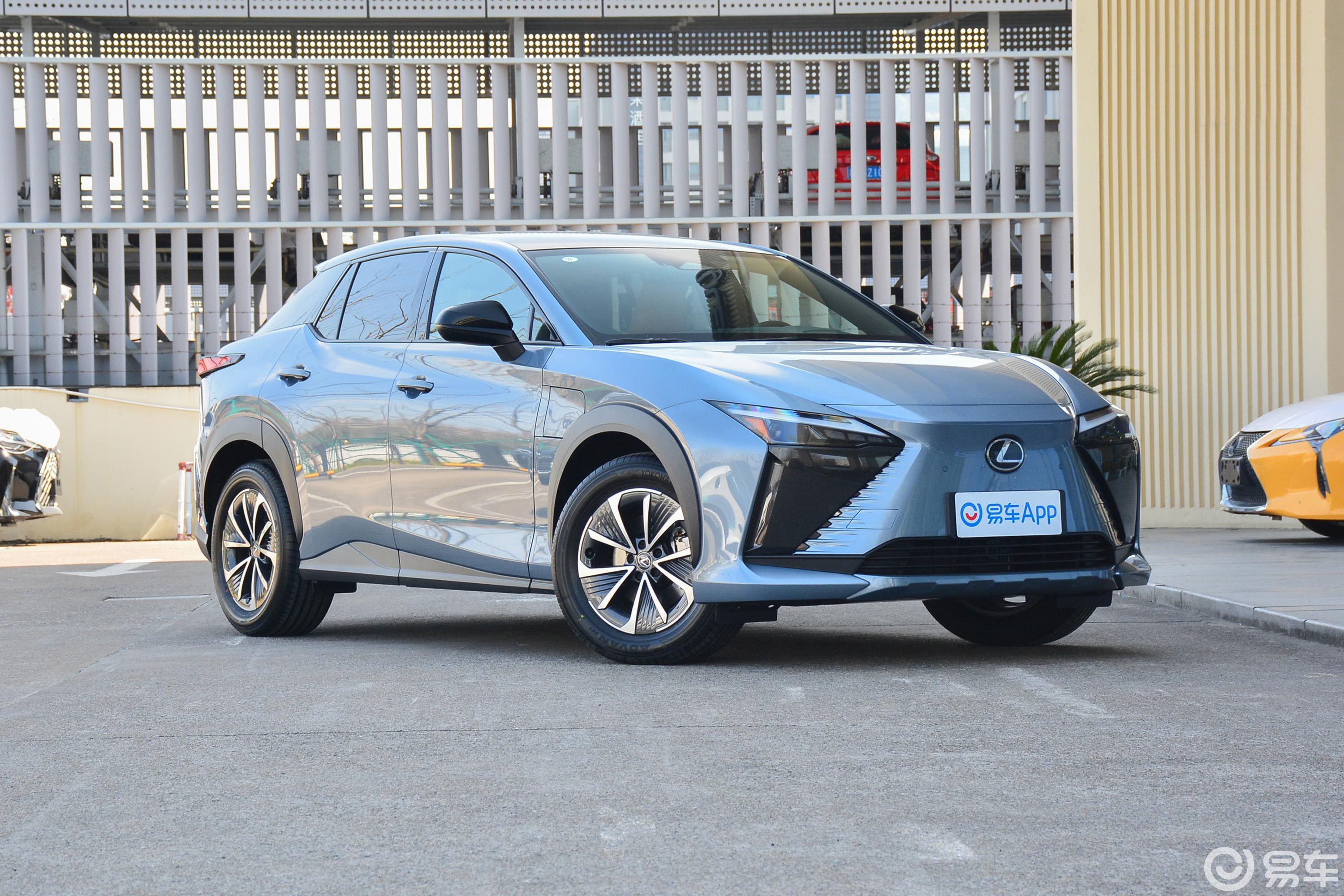 【雷克萨斯RZ450e 纵享版侧前45度车头向右水平图片-汽车图片大全】-易车
