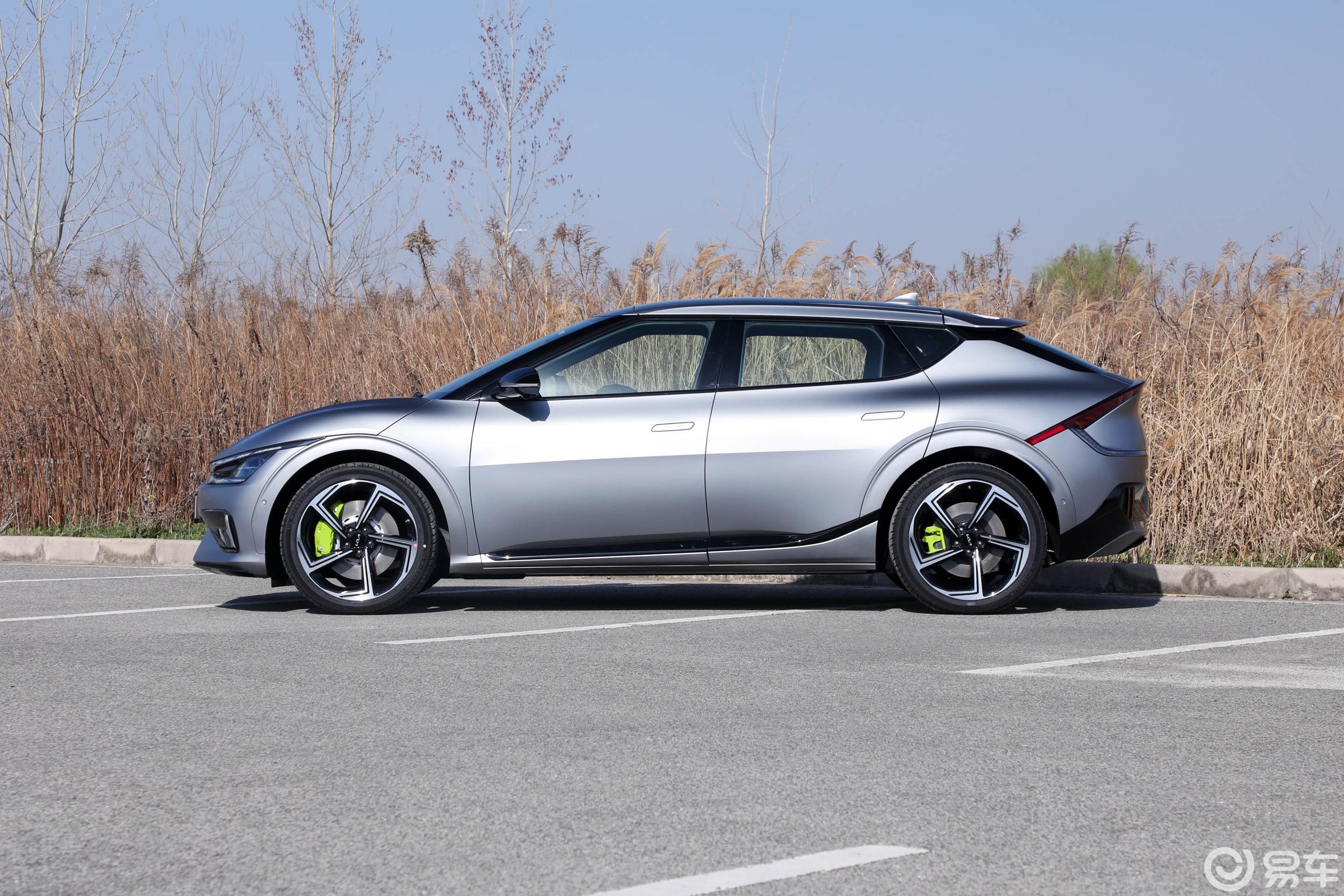 【起亚EV6555km 四驱GT正侧车头向左水平图片-汽车图片大全】-易车