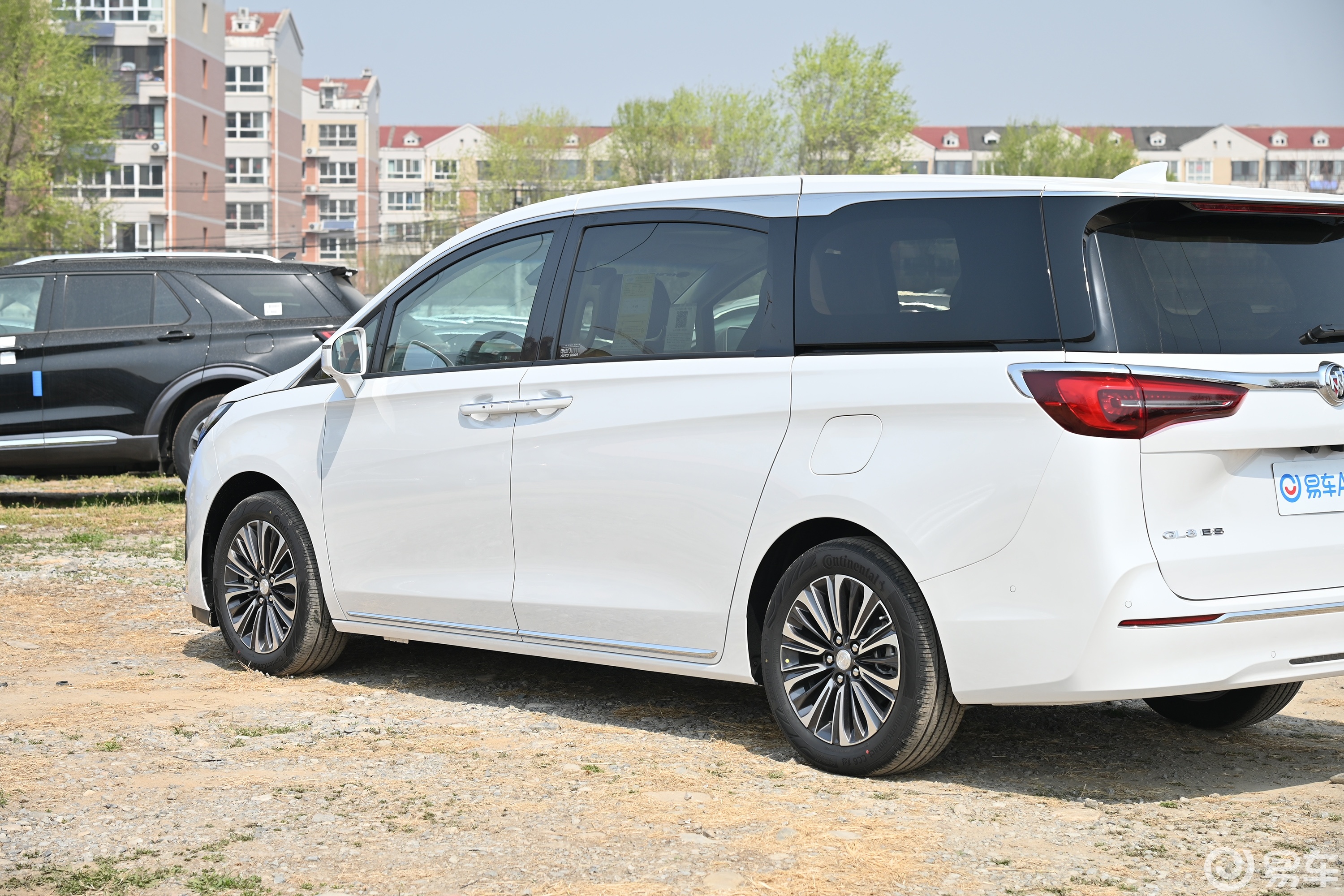 【别克GL8ES陆尊 2.0T 旗舰型 7座外观细节图片-汽车图片大全】-易车