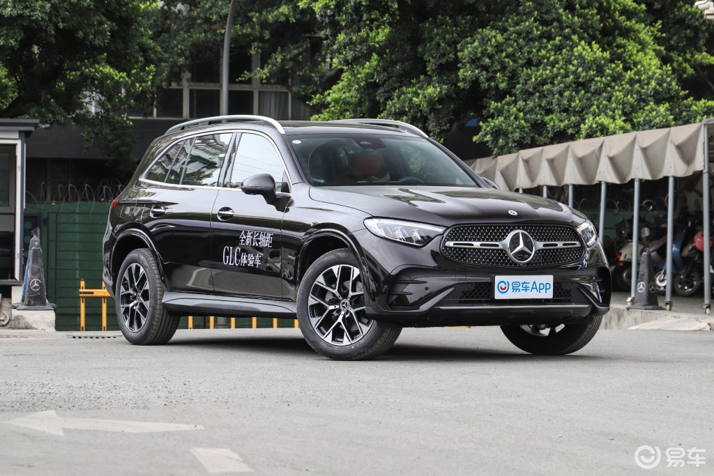 【奔驰奔驰GLC2023款GLC 260 L 4MATIC 动感型 5座】报价_图片_-参数_易车