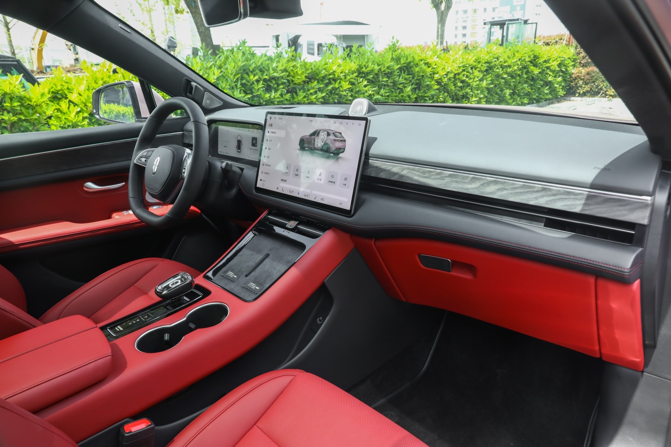 【问界M5纯电版 534km 四驱智驾版内饰全景副驾驶员方向图片-汽车图片大全】-易车