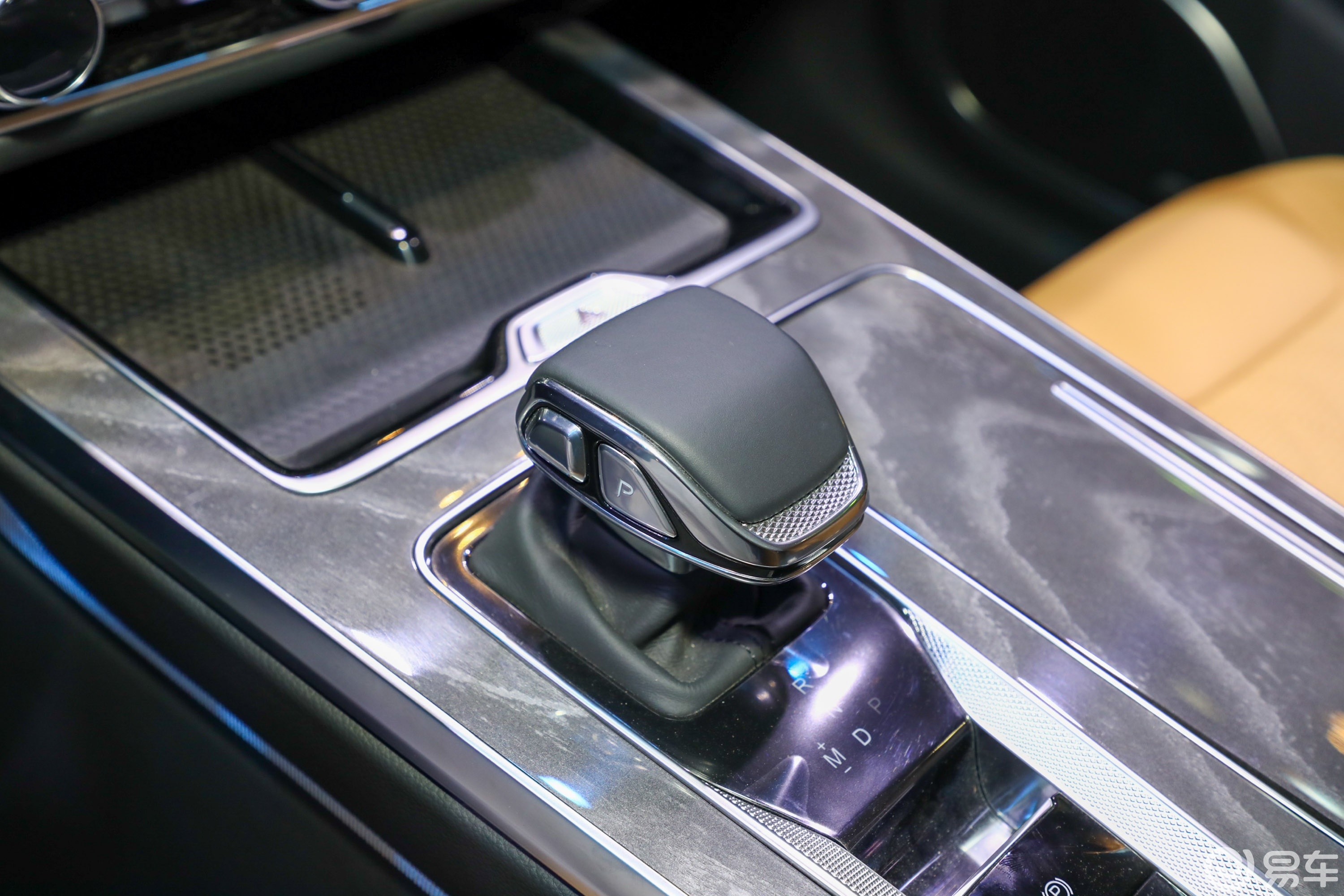 【红旗HS5图片-汽车图片大全】-易车