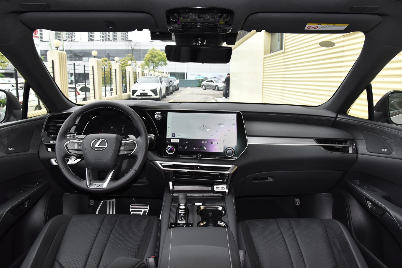 【雷克萨斯RX500h 四驱F SPORT Performance内饰全景正拍图片-汽车图片大全】-易车
