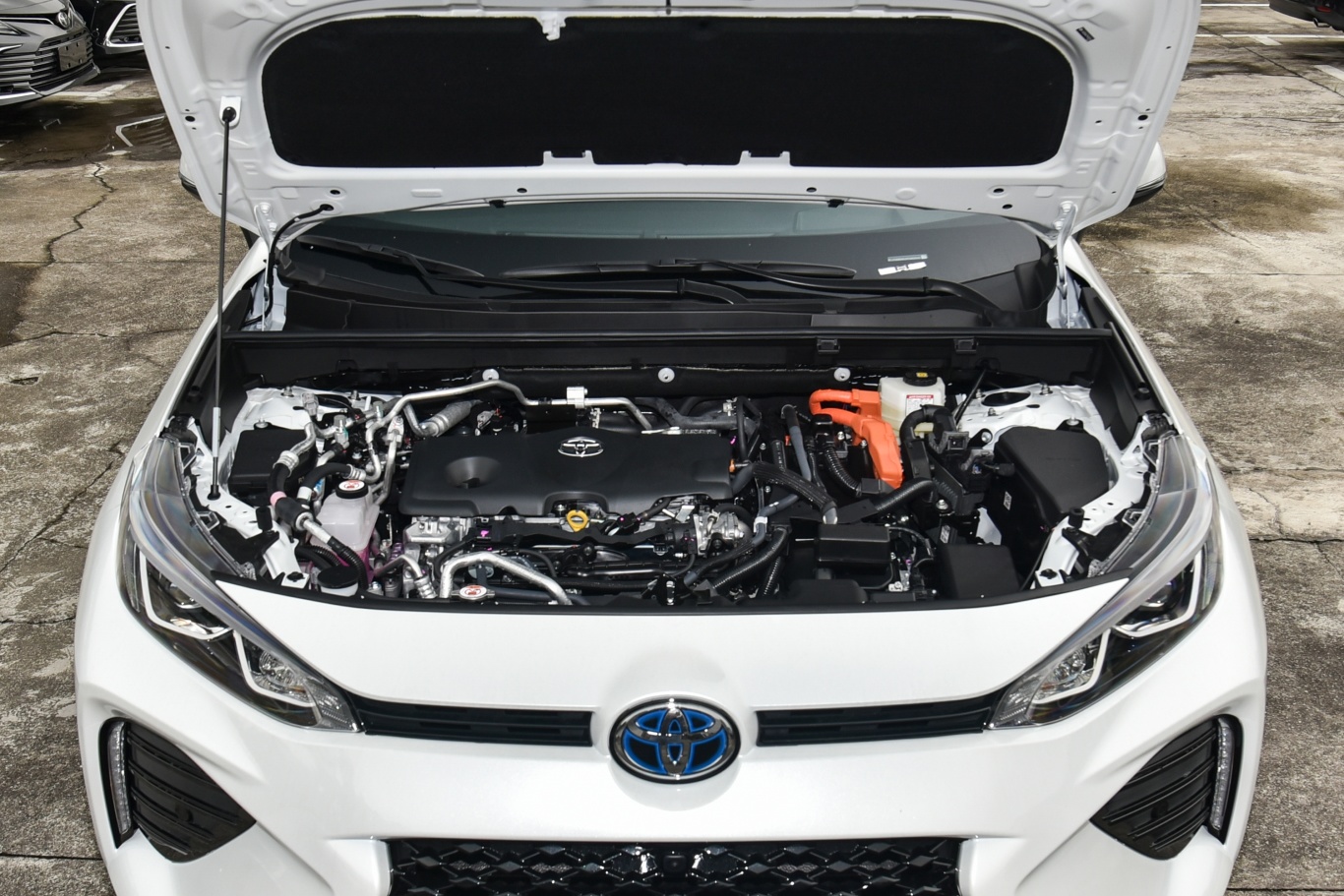 【威兰达 插电混动高性能版 2.5L 73km 四驱激擎版前舱整体图片-汽车图片大全】-易车