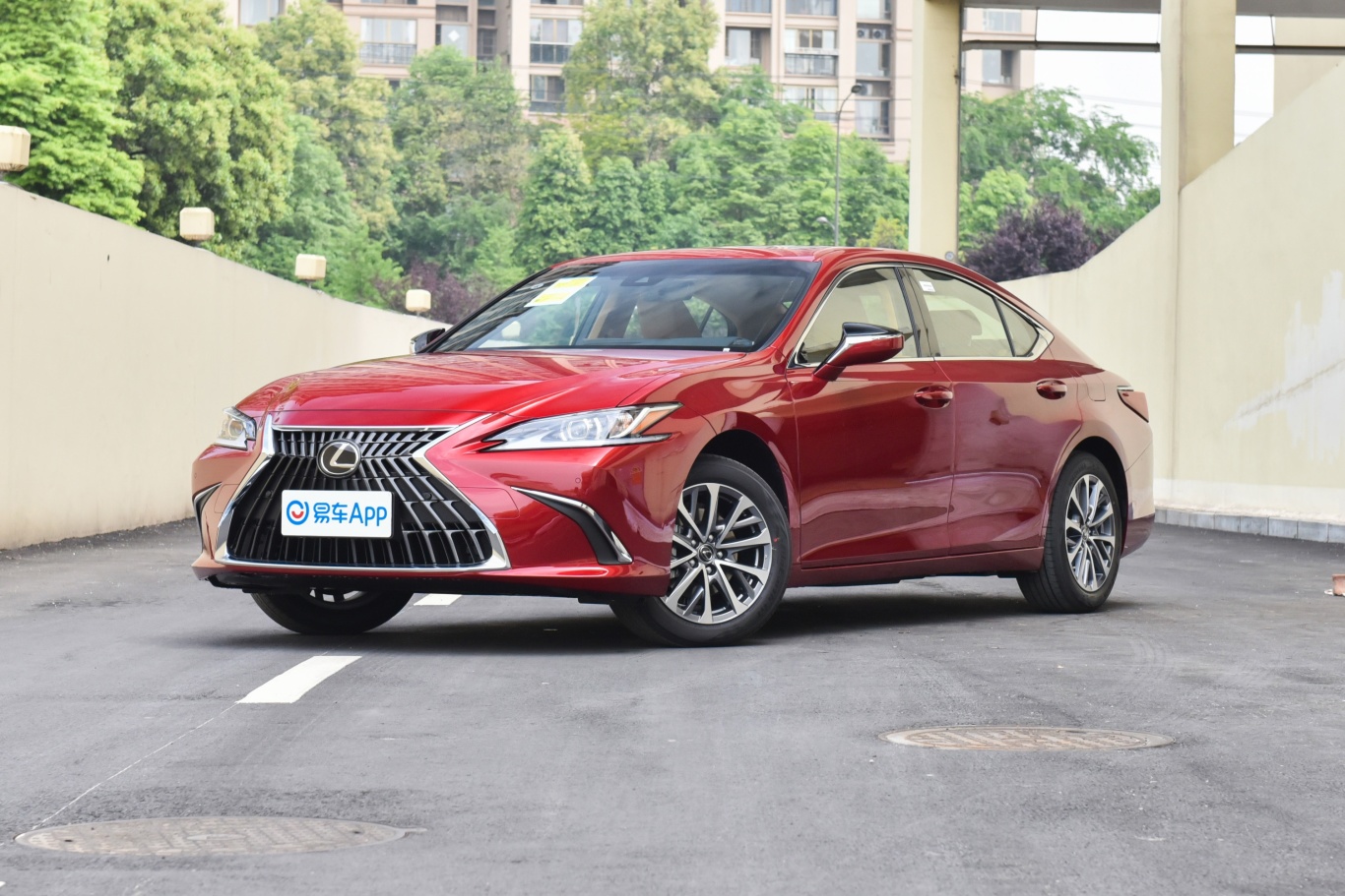 【雷克萨斯ES200 卓越版侧前45度车头向左水平图片-汽车图片大全】-易车