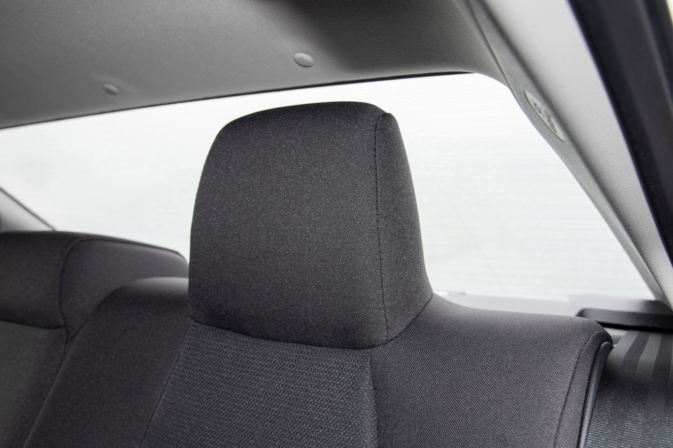 【雷凌1.5L 进取版后排空间图片-汽车图片大全】-易车