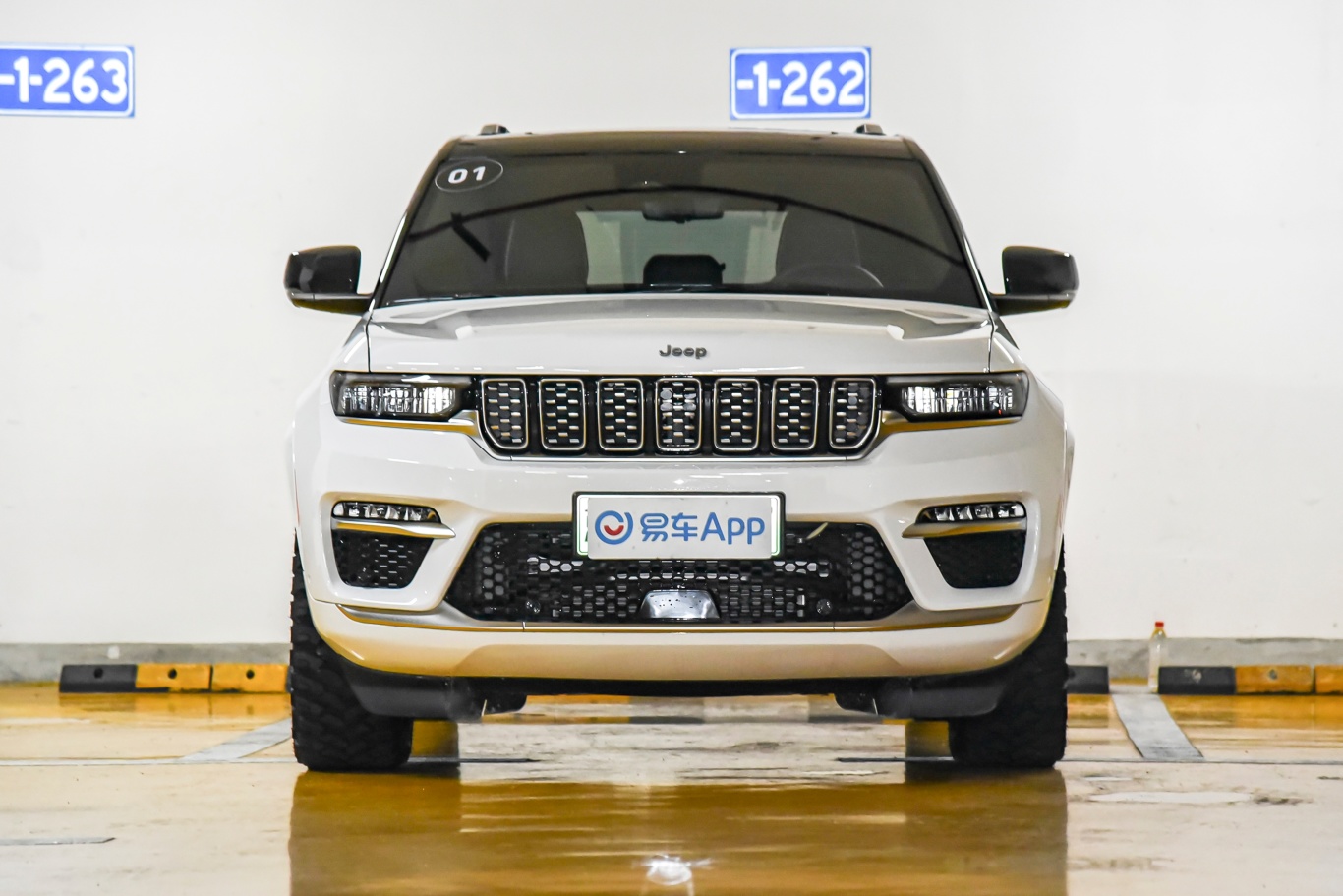 【大切诺基4xe2.0T 47km 巅峰版正前水平图片-汽车图片大全】-易车