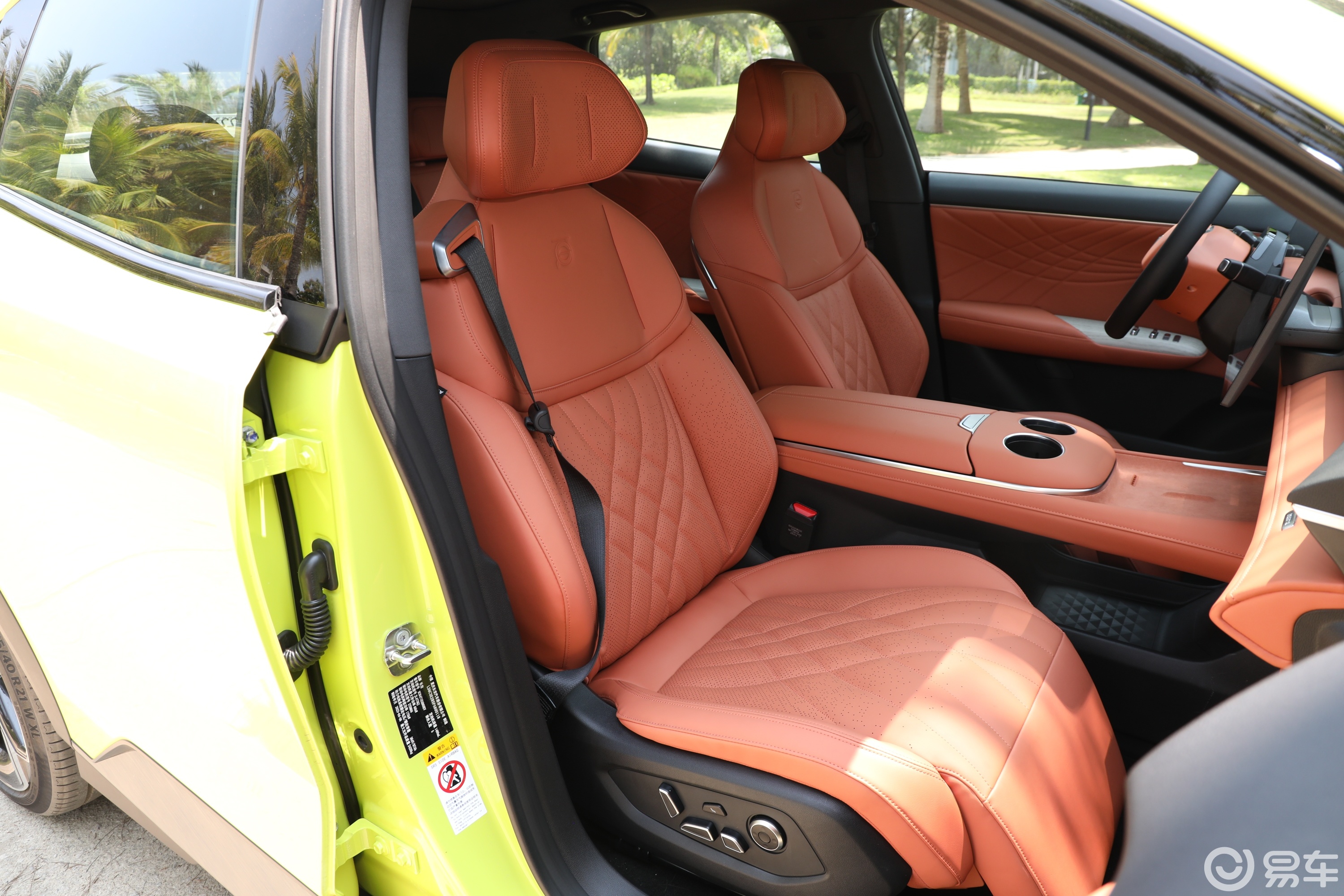 【深蓝S7增程版 1120km 200Max副驾驶座椅图片-汽车图片大全】-易车