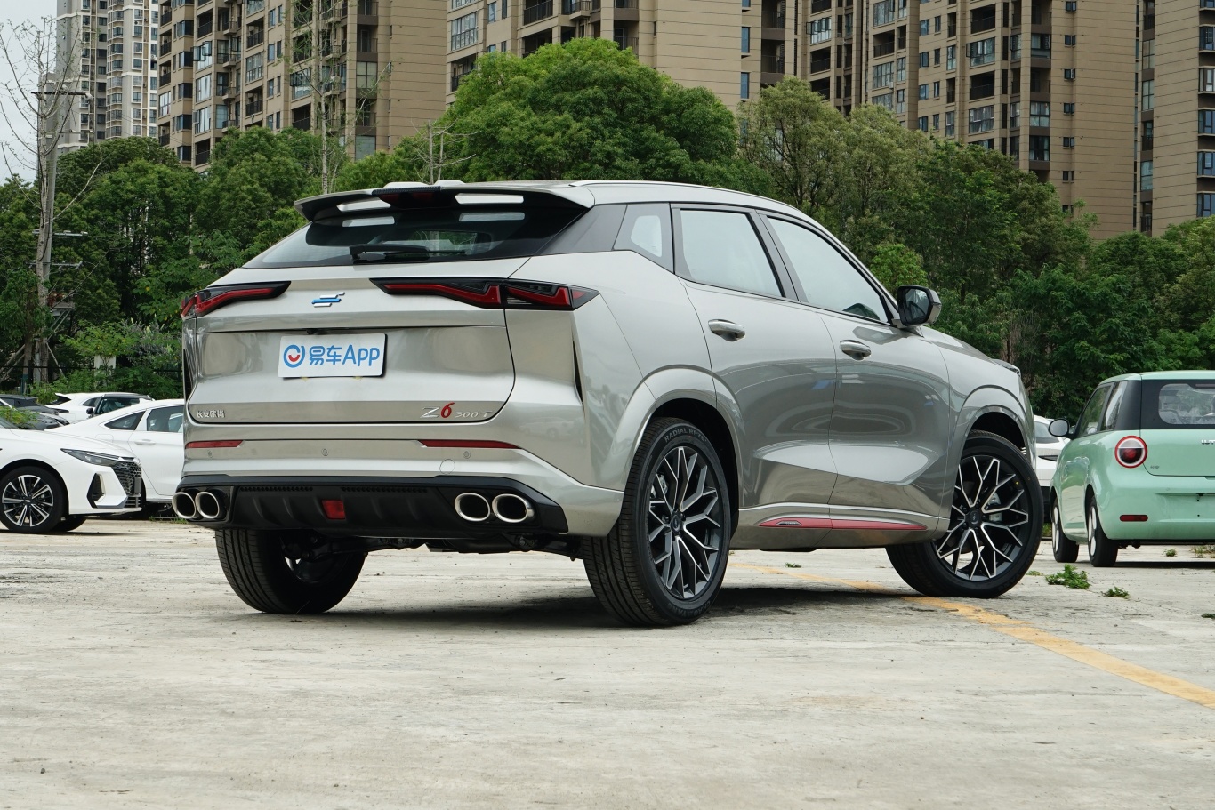 【长安欧尚Z61.5T 双离合智领型城市版侧后45度车头向右水平图片-汽车图片大全】-易车