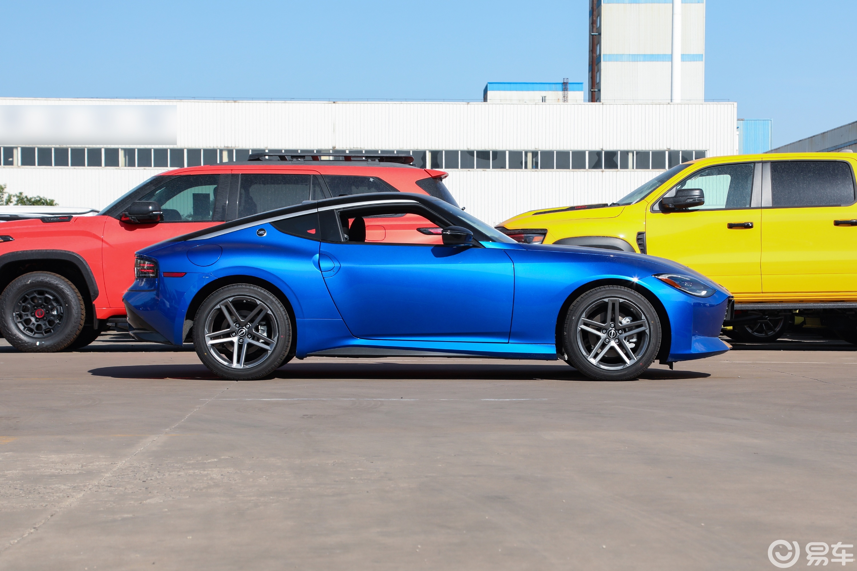 【日产Z3.0T 手动标准版正侧车头向右水平图片-汽车图片大全】-易车