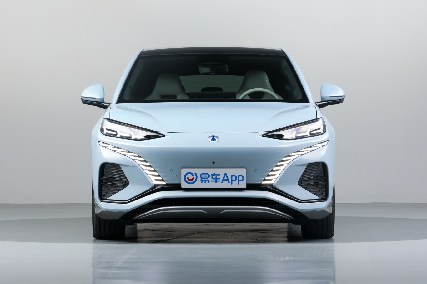 【腾势N7630km 四驱长续航性能Max版正前水平图片-汽车图片大全】-易车