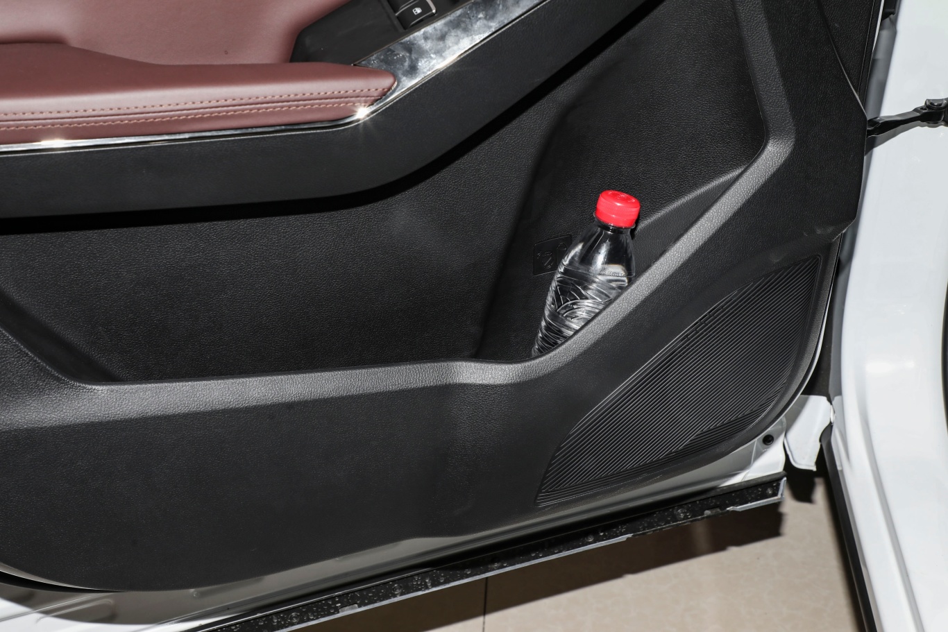 【思皓X8 PLUS1.5T 双离合智享版 5座主驾驶位图片-汽车图片大全】-易车