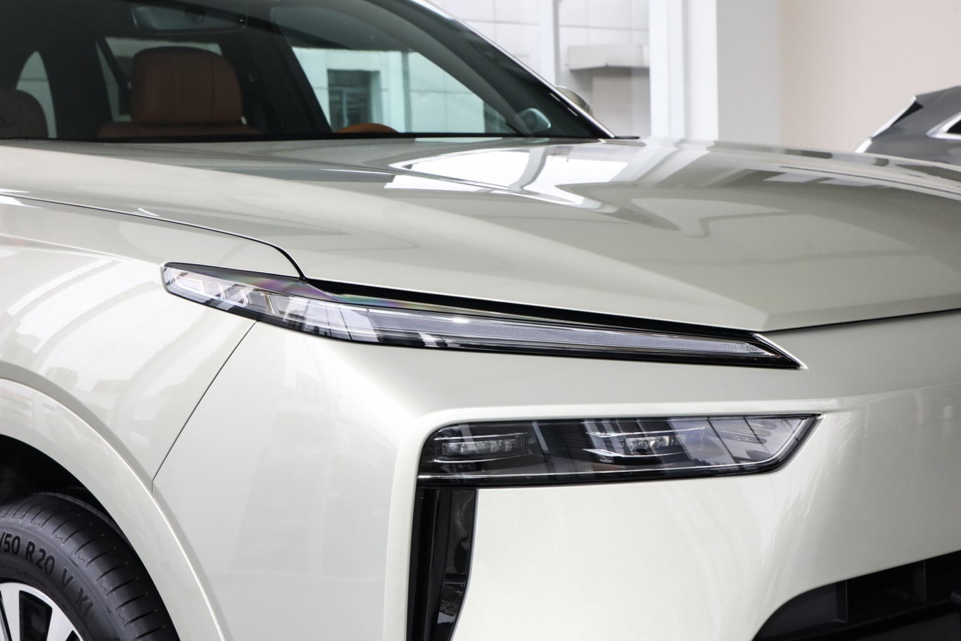 【魏牌蓝山1.5T 153km 两驱长续航版外观灯组图片-汽车图片大全】-易车