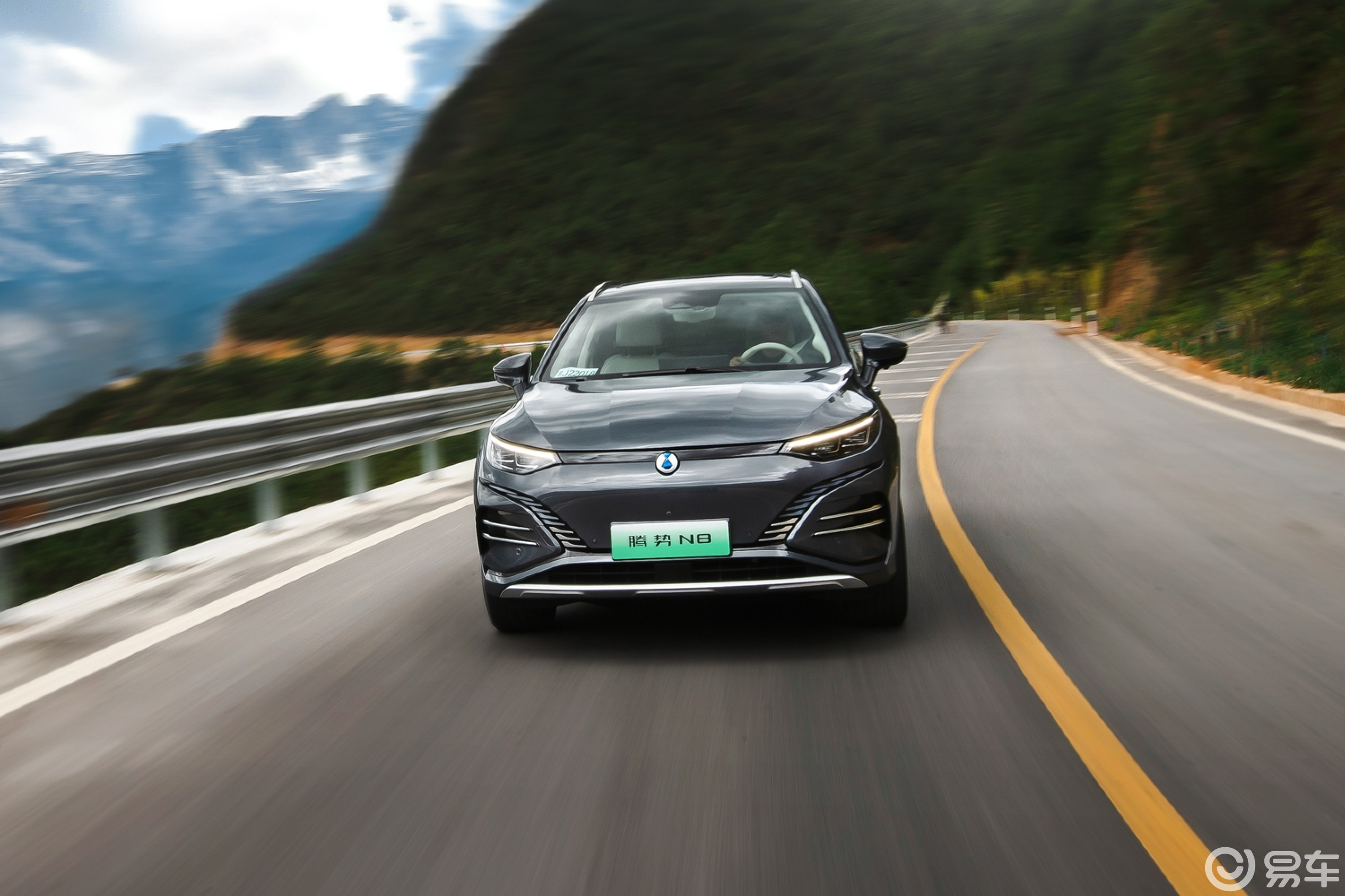 【腾势N8图片-汽车图片大全】-易车
