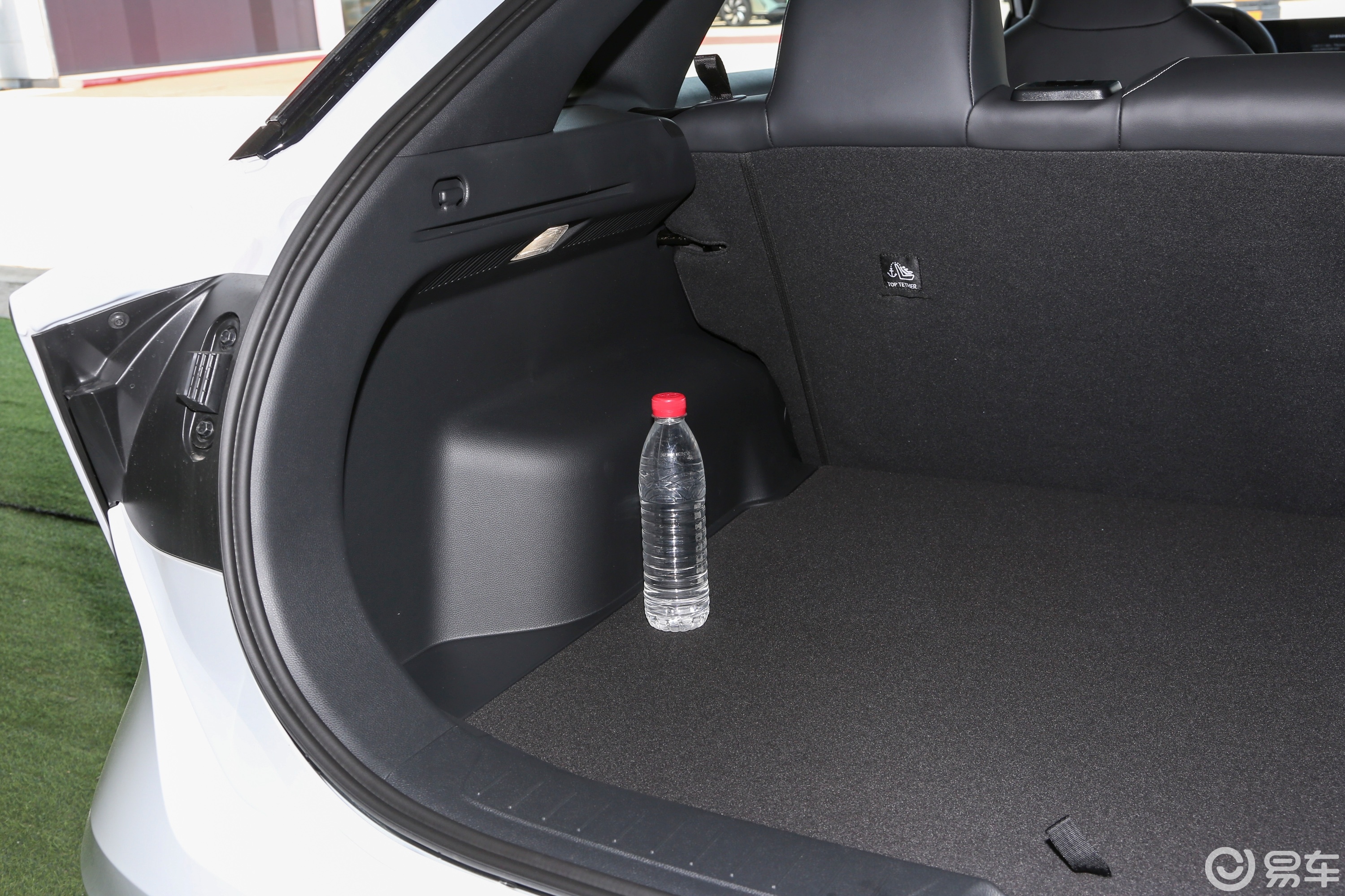 【启辰大V DD-i超混动60km iD版后备厢图片-汽车图片大全】-易车