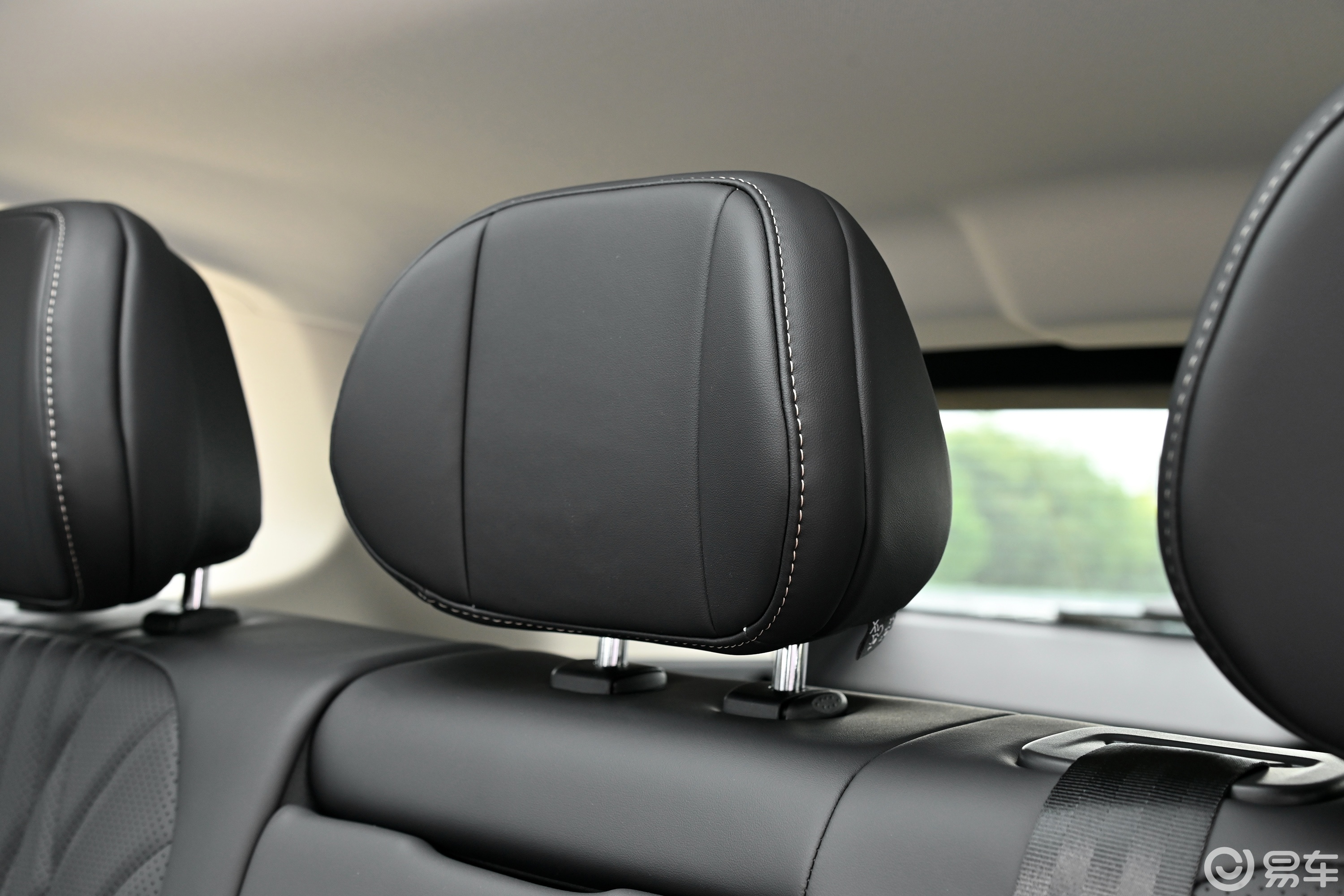 【瑞虎92.0T 自动四驱至臻版 5座后排空间图片-汽车图片大全】-易车