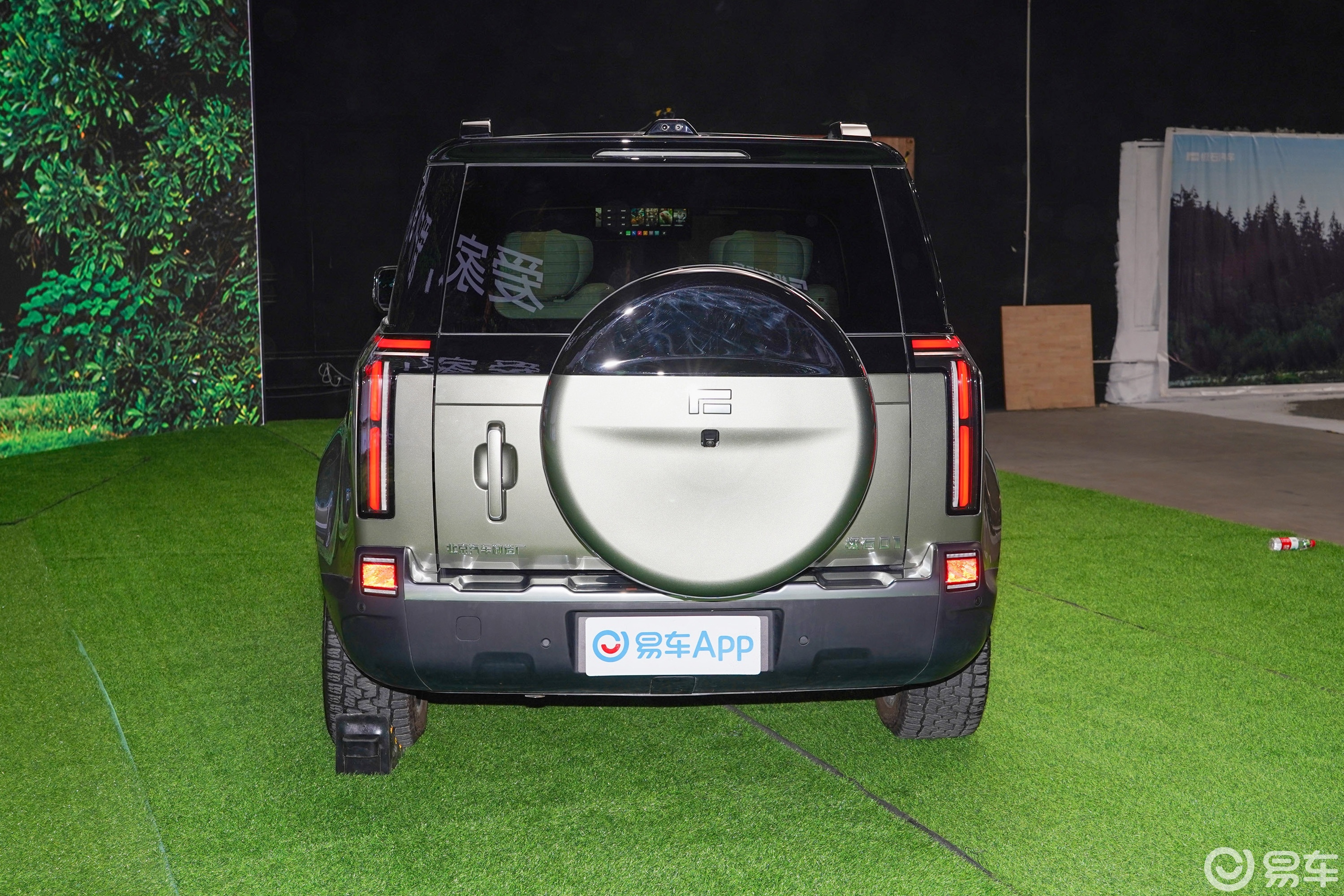 【极石011.5T 235km 尊享版 6座正后水平图片-汽车图片大全】-易车