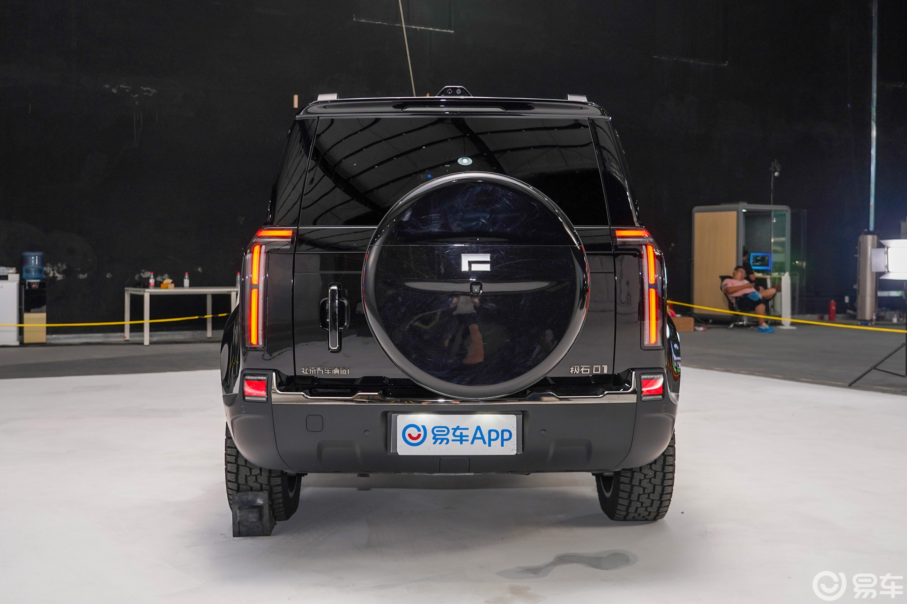 【极石011.5T 235km 全能版 7座正后水平图片-汽车图片大全】-易车